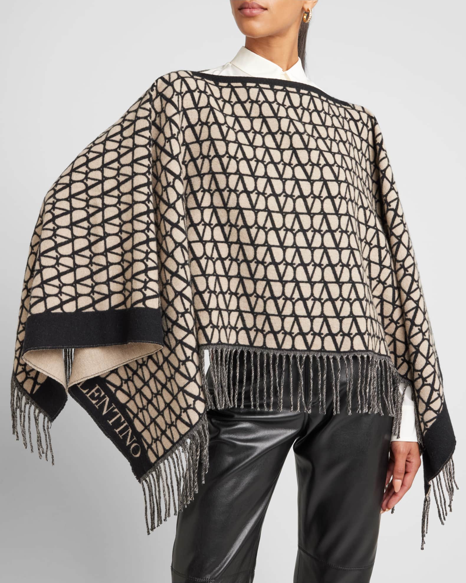 Valentino Garavani Toile Iconographe Cashmere-Blend Poncho | Neiman Marcus