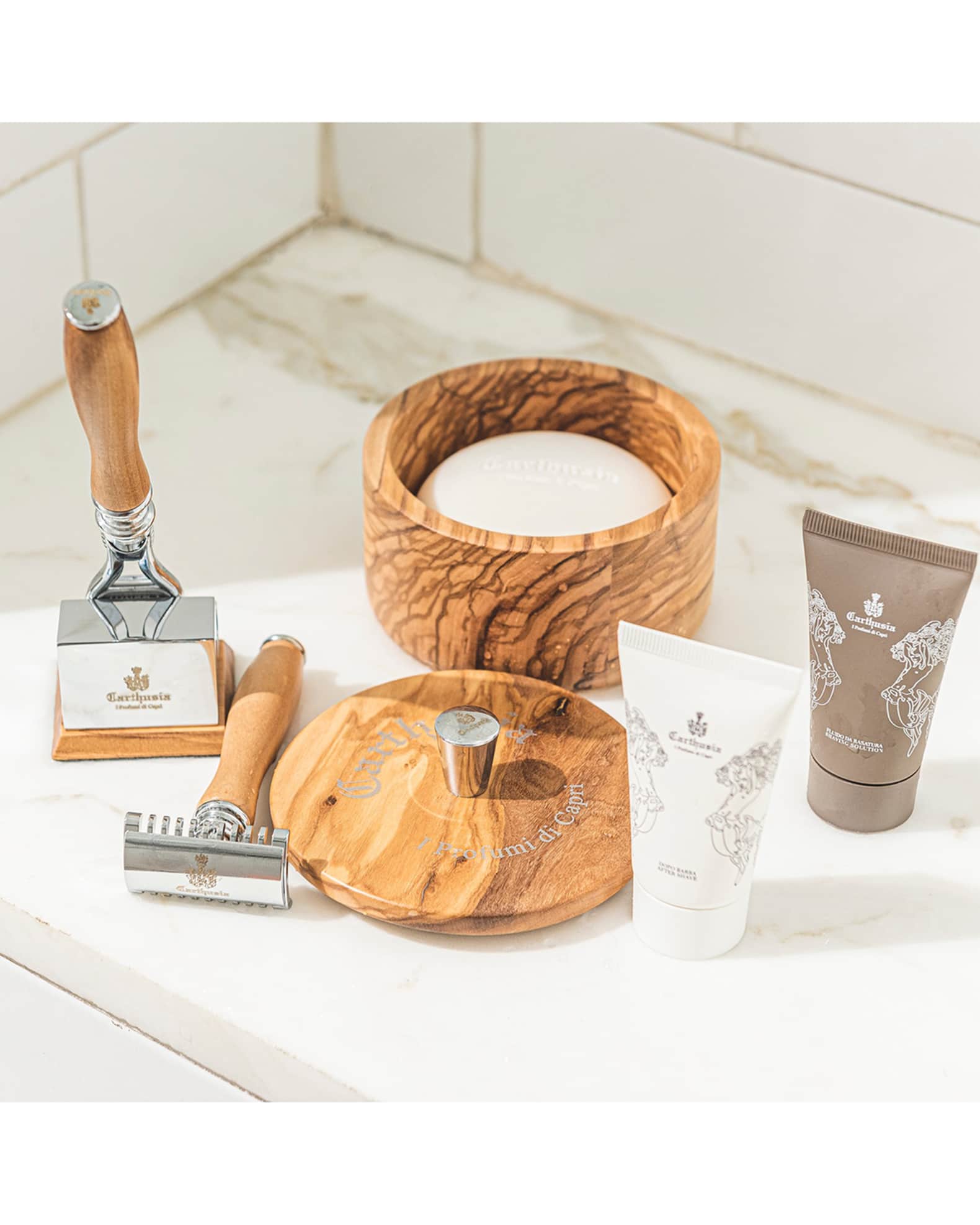 Carthusia Men's Salone da Barba Fusion Razor with Base | Neiman Marcus