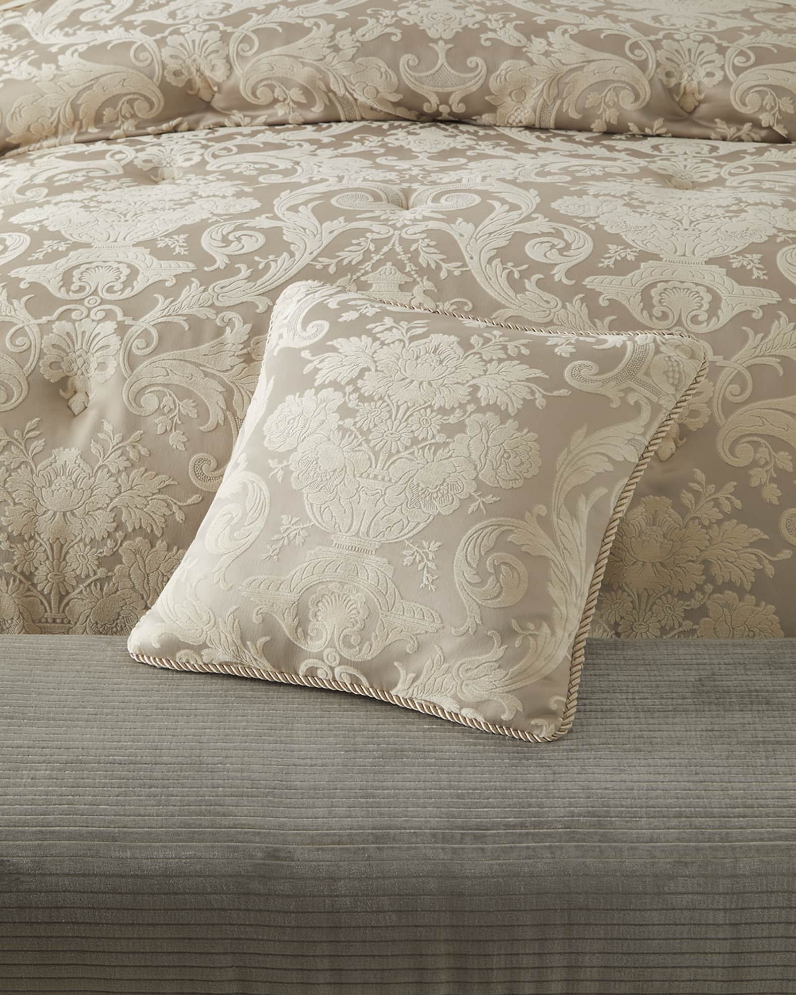 Austin Horn Collection Annabelle Reversible Main Pillow, 20"Sq ...