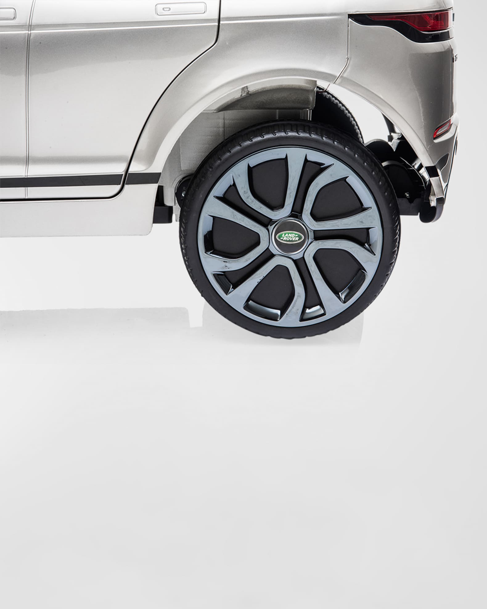 Best Ride on Cars Range Rover Evoque 12V | Neiman Marcus