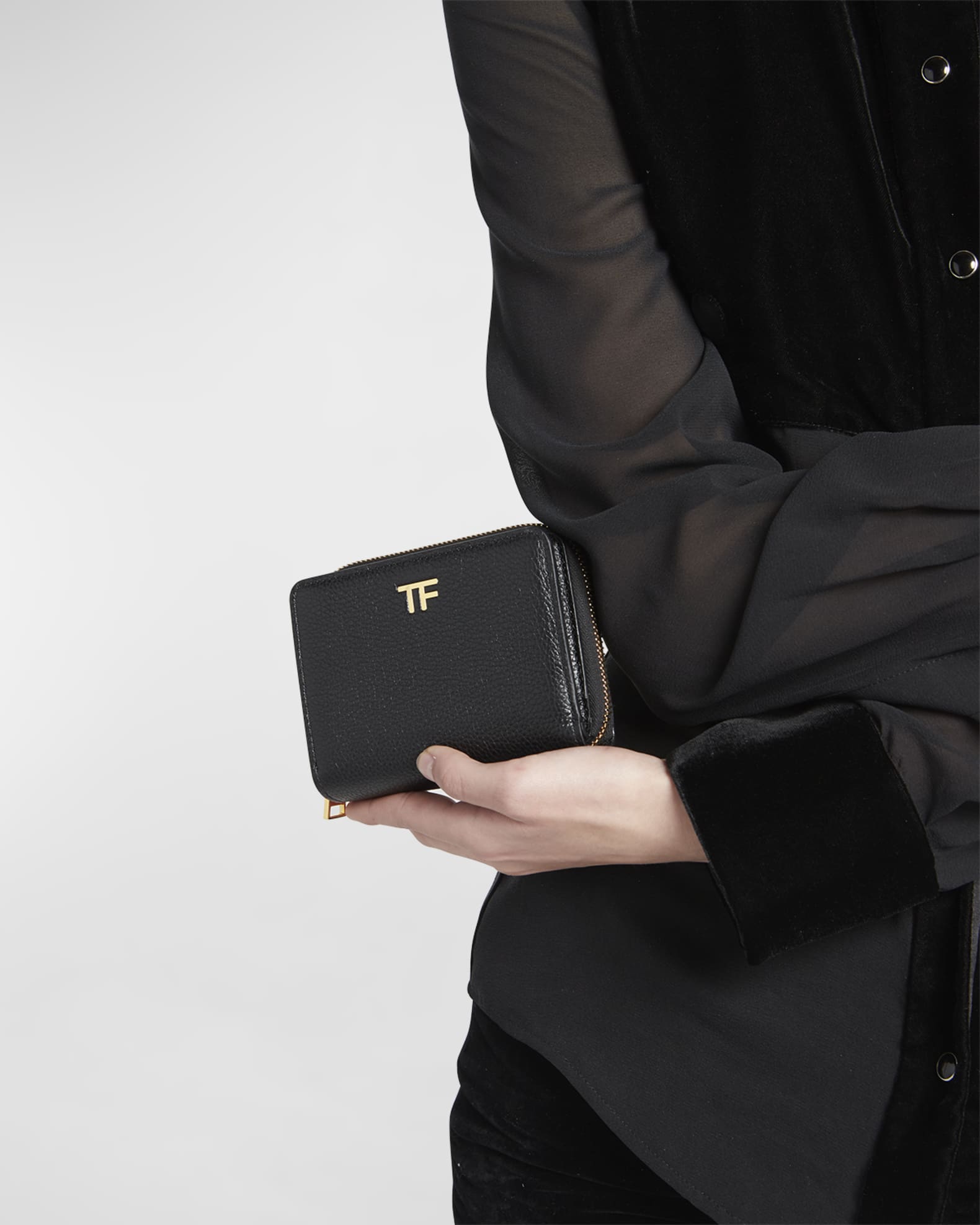 TOM FORD TF Compact Zipped Wallet in Grained Leather | Neiman Marcus
