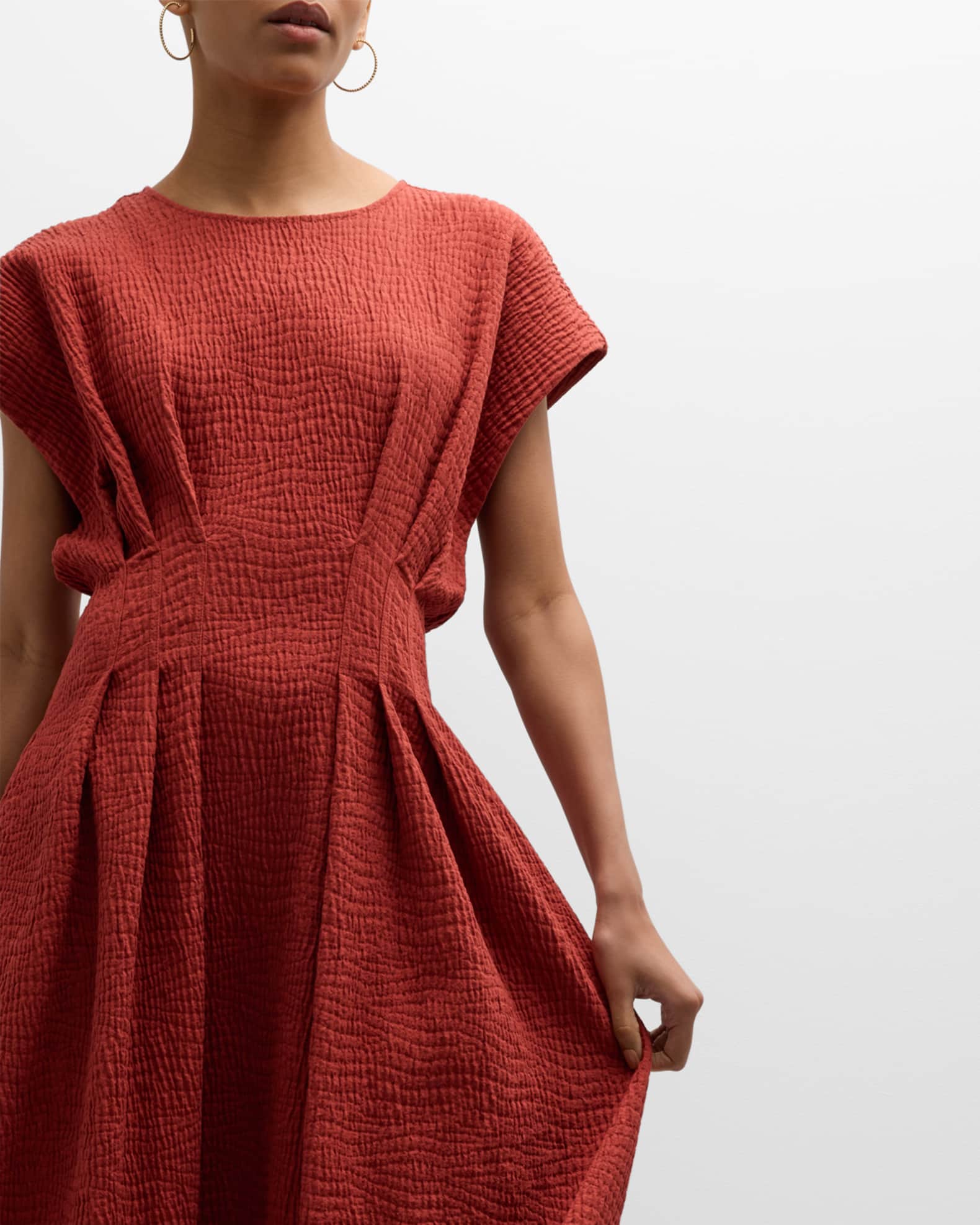 Natori Textured Cotton Jacquard Pleated-Waist Midi Dress | Neiman Marcus