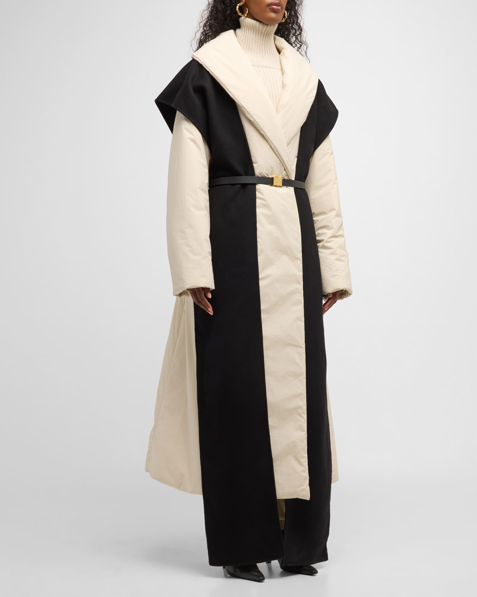 THE ROW Dua Colorblock Cashmere Sweater | Neiman Marcus