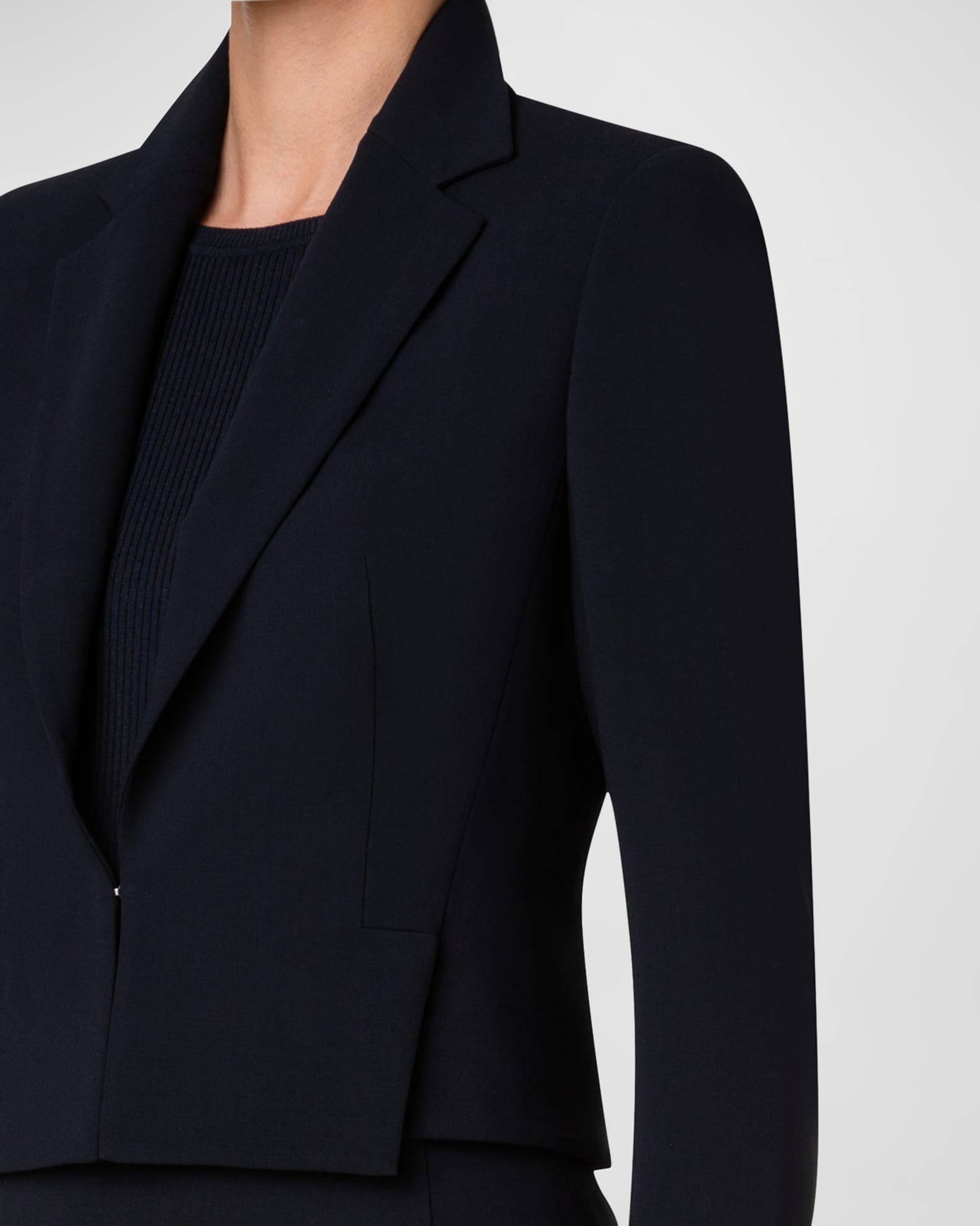 Akris Single-Breasted Slits-Hem Wool Double-Face Crop Jacket | Neiman ...