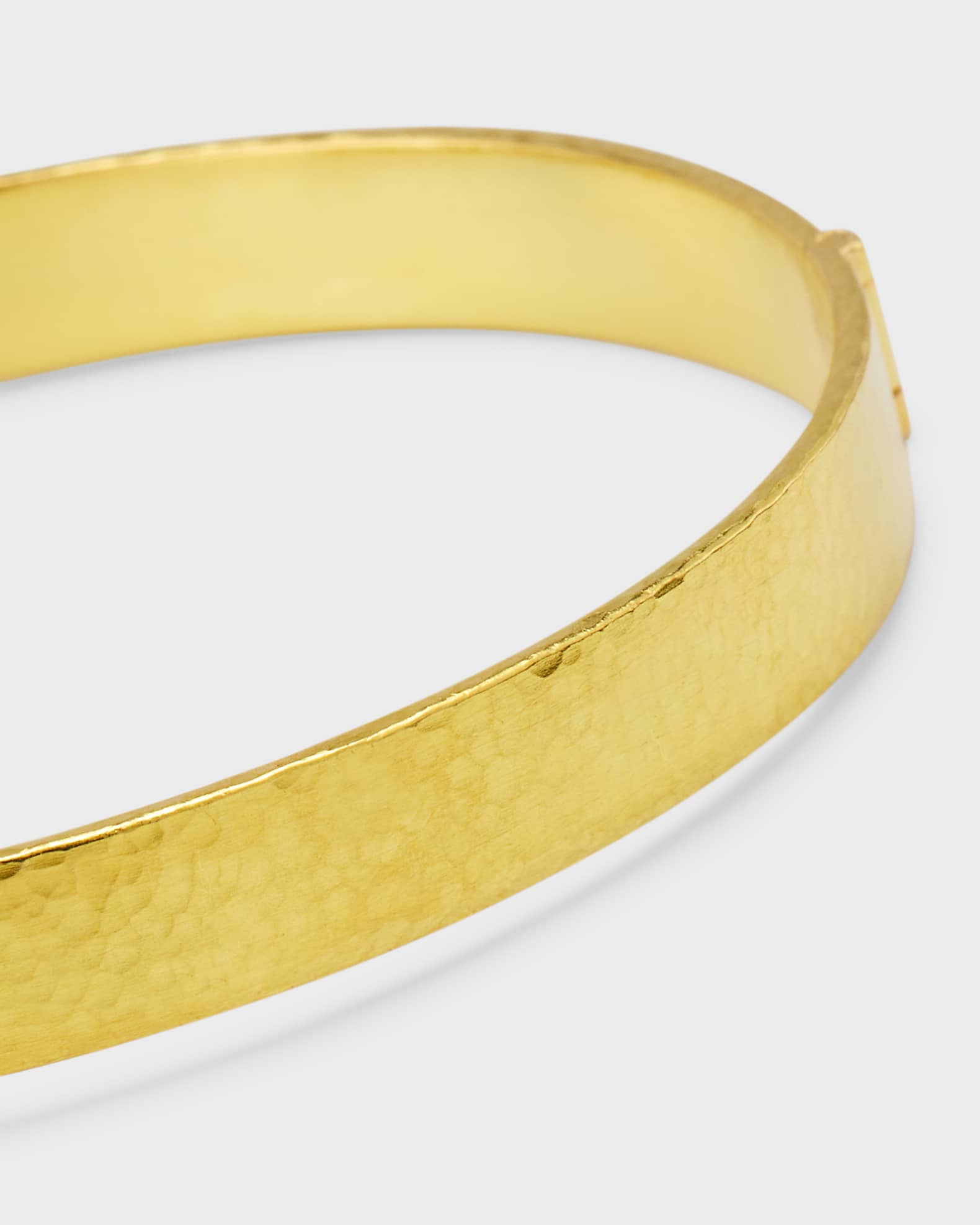 Elizabeth Locke 19K Flat Ribbon Bangle | Neiman Marcus