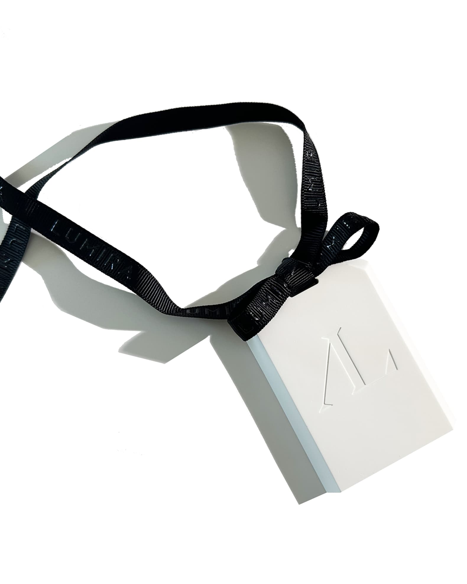 Lumira Tuscan Fig Scented Ceramic Tag | Neiman Marcus