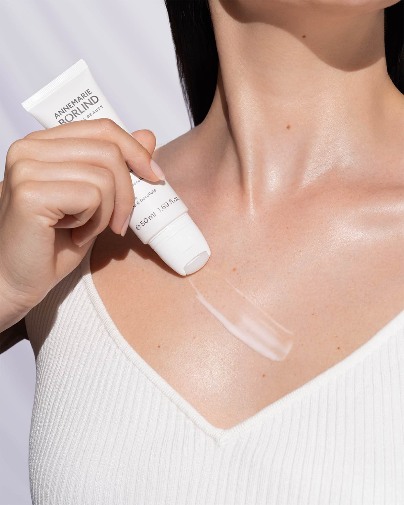 ANNEMARIE BORLIND NATUCOLLAGEN BOOST Neck & Décolleté Serum | Neiman Marcus