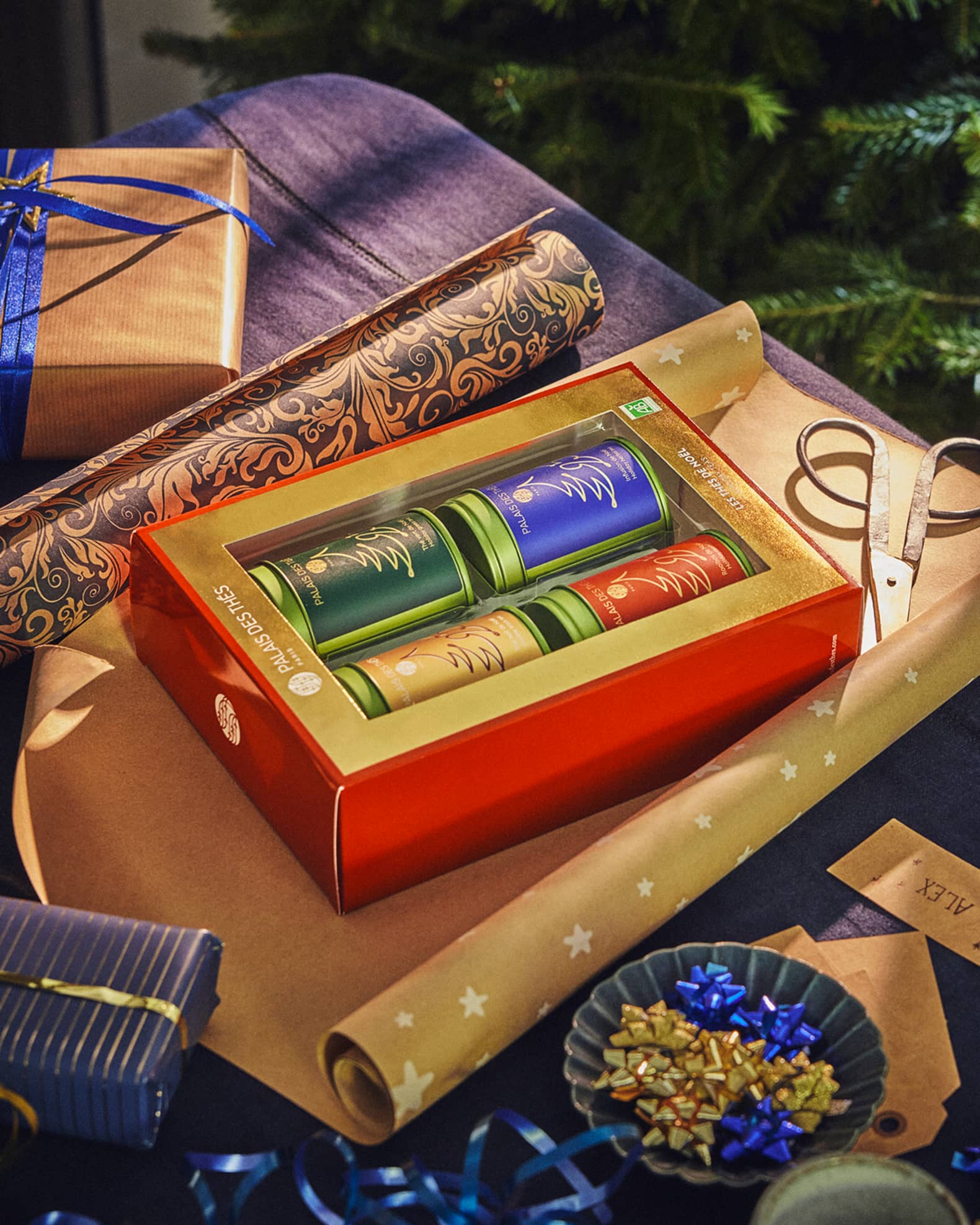 Palais des Thes Miniatures Box Set - N25 Holiday Loose Tea Tins ...