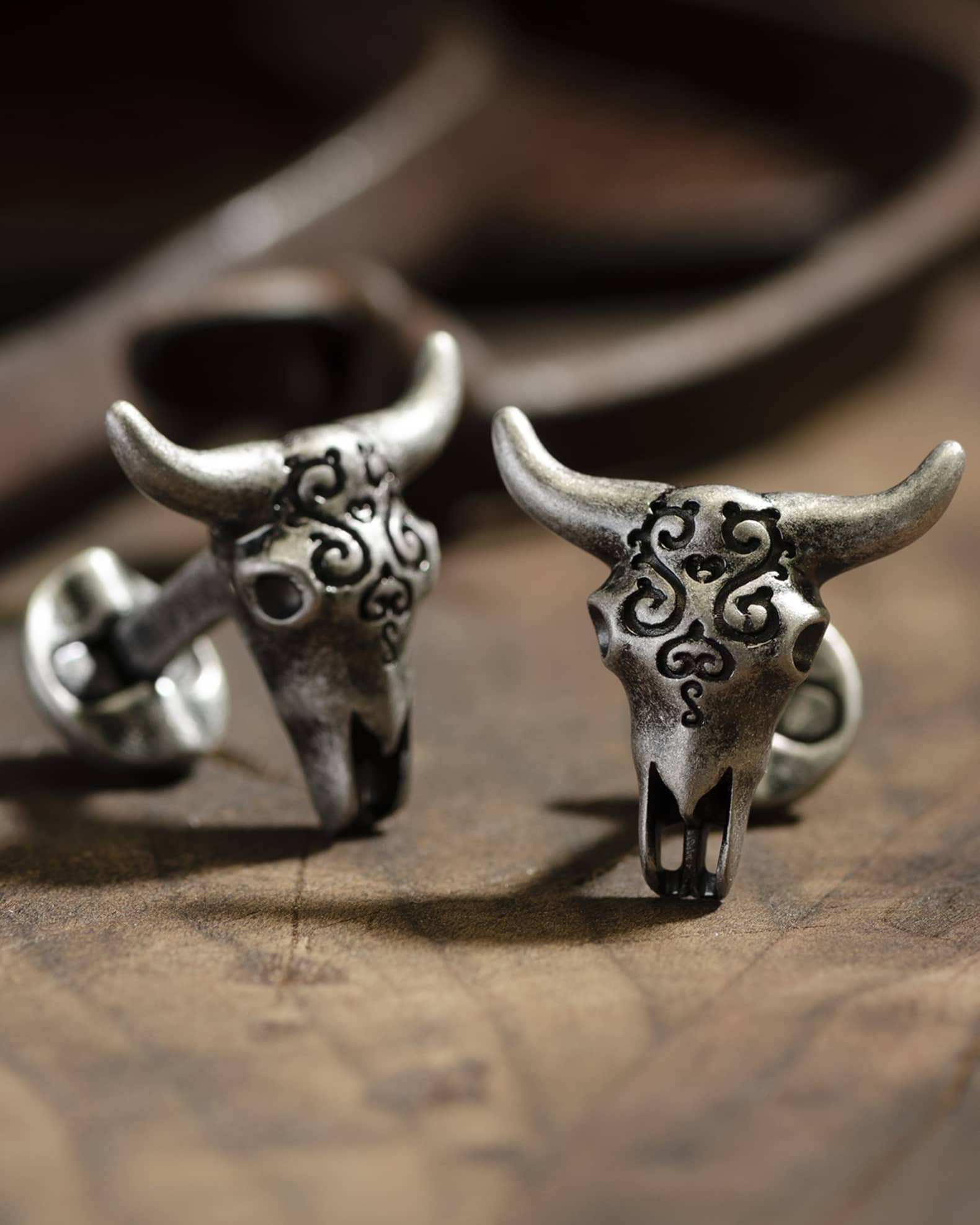 Cufflinks Inc. Men's Antique Stainless Steel Carved Cow's Skull ...