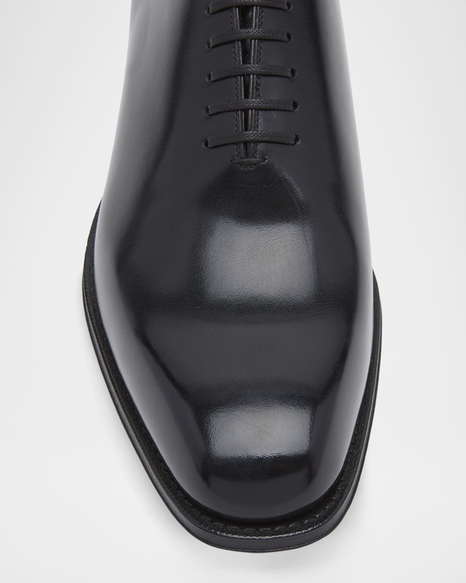 TOM FORD Men's Claydon Wholecut Leather Oxfords | Neiman Marcus