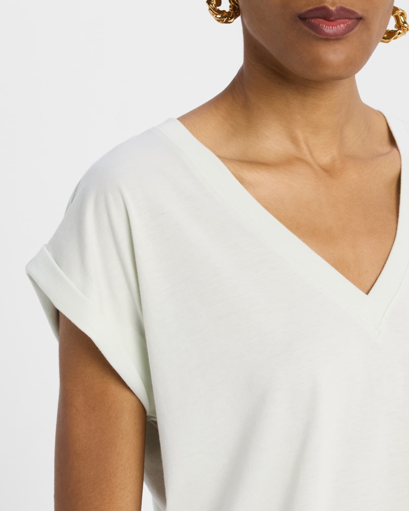 FRAME Easy V-Neck Tee | Neiman Marcus