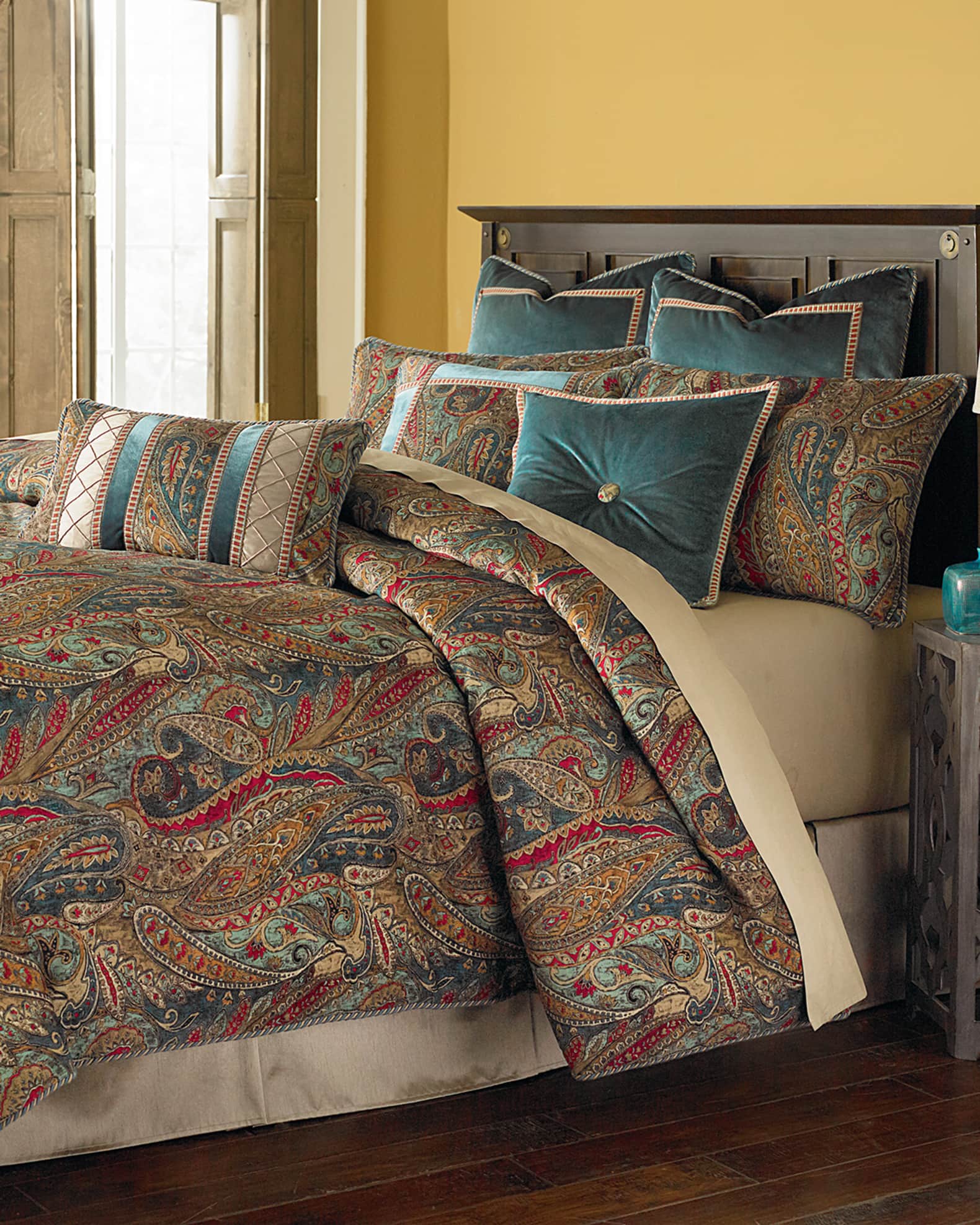 Michael Amini Seville 10-Piece King Comforter Set | Neiman Marcus