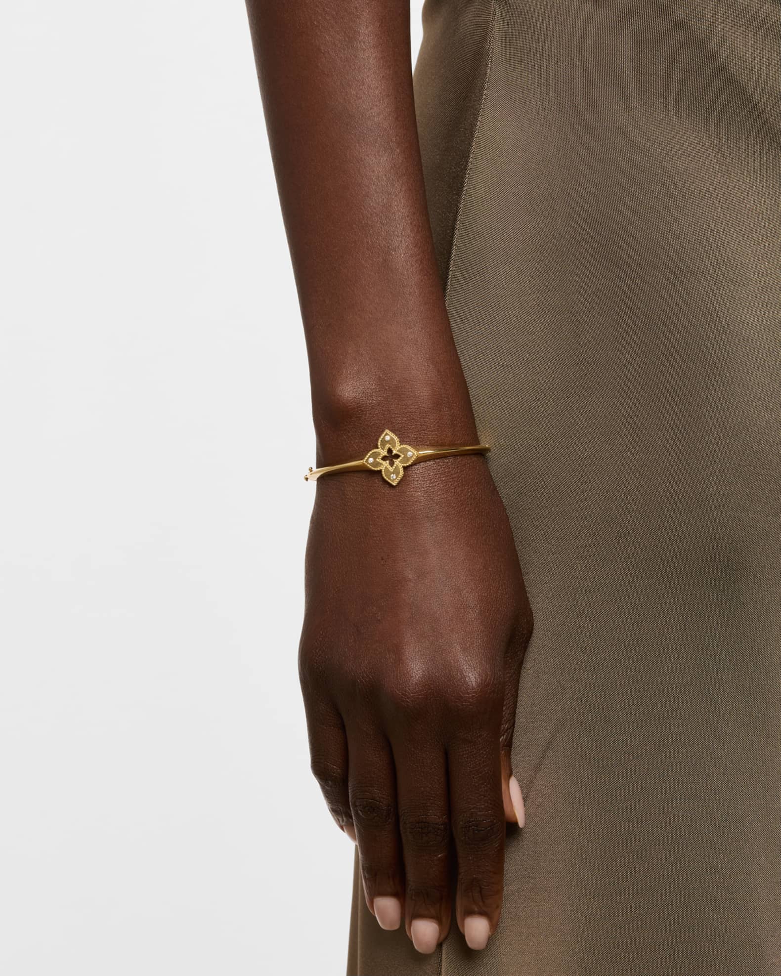 Roberto Coin 18K Gold Diamond Bangle Bracelet | Neiman Marcus