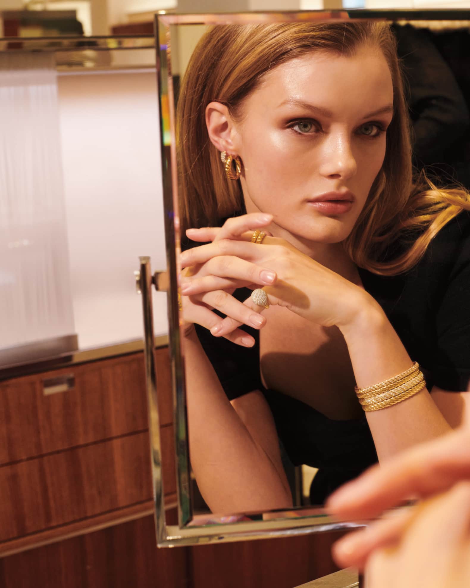 David Yurman 13mm Sculpted Cable Pinky Ring in 18K Gold | Neiman Marcus