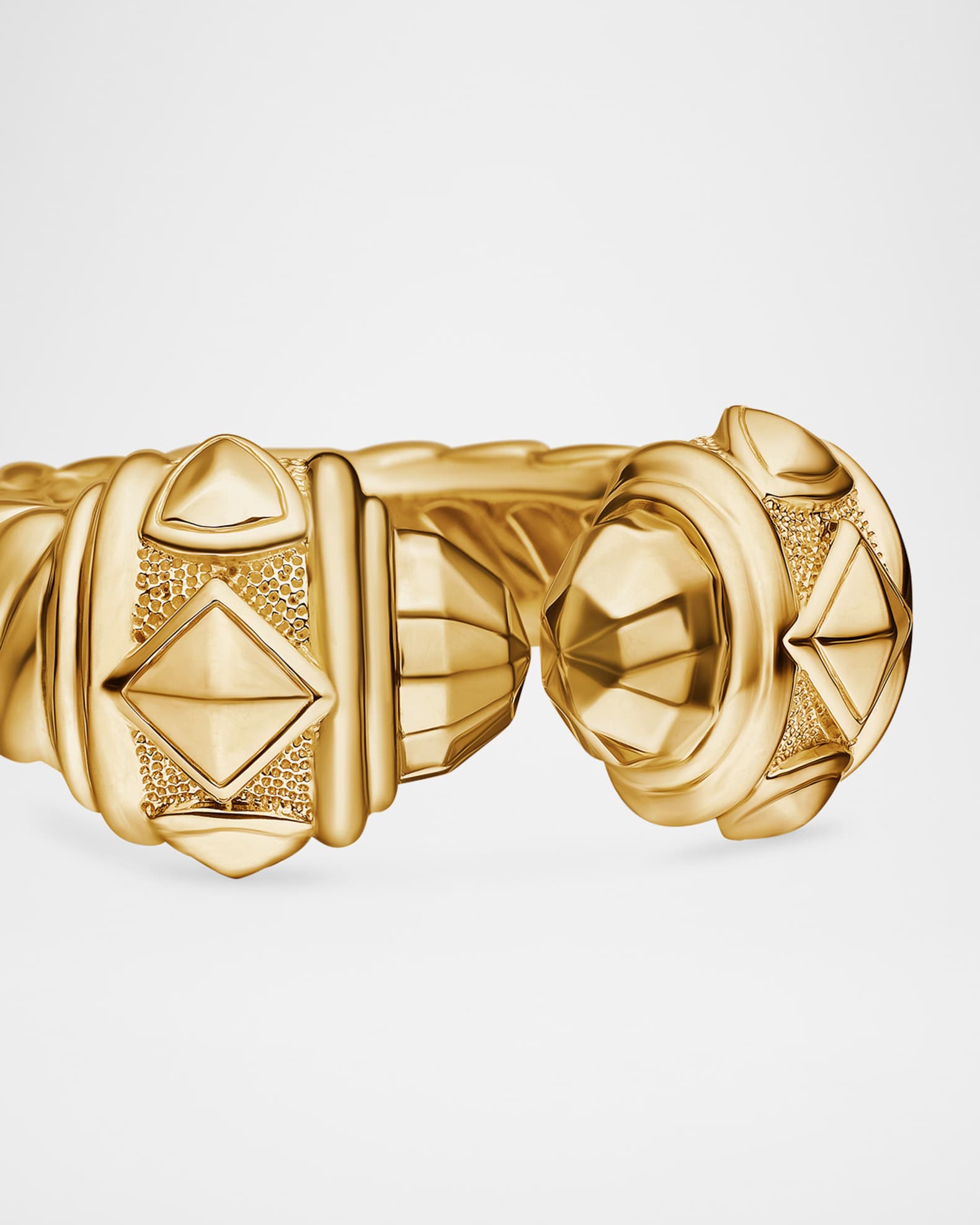 David Yurman Renaissance Ring in 18K Gold, 6.5mm | Neiman Marcus