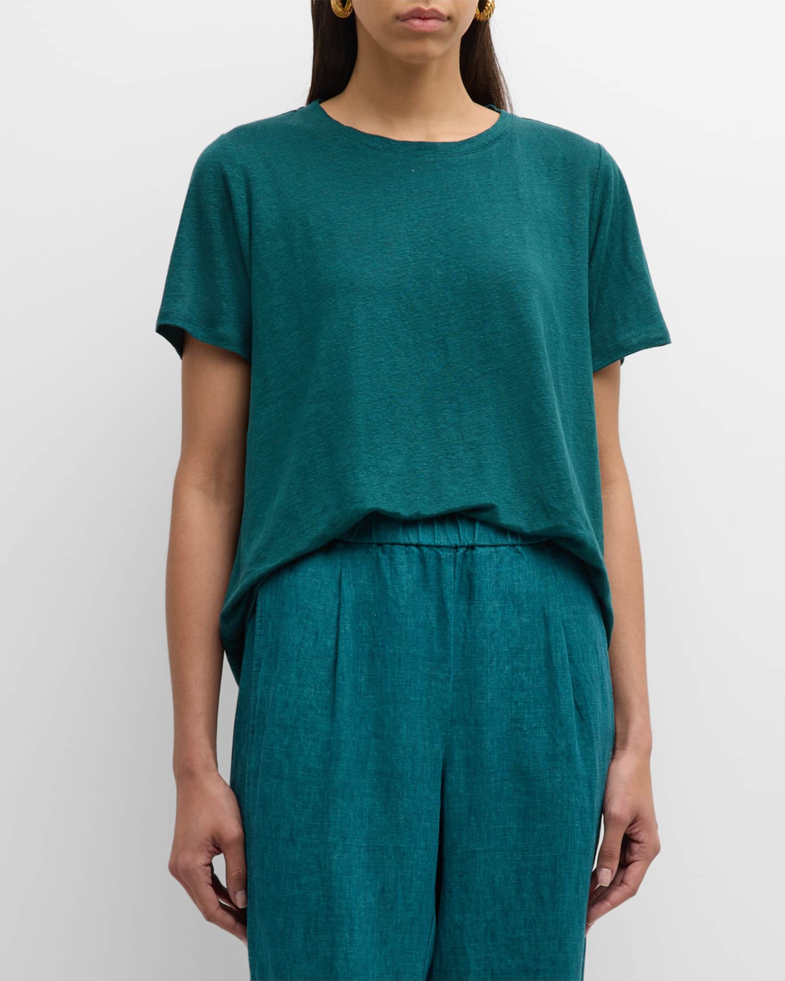 Short-Sleeve Crewneck Organic Linen Jersey Tee | Neiman Marcus