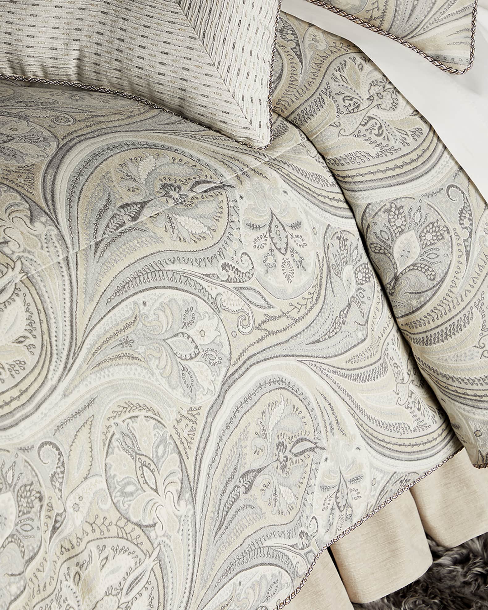 Austin Horn Collection Tuscan Paisley 3-Piece Comforter, King | Neiman ...