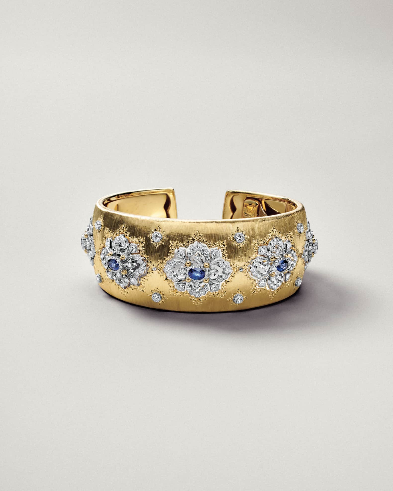 Buccellati Opera 18K Gold Sapphire & Diamond Bracelet | Neiman Marcus