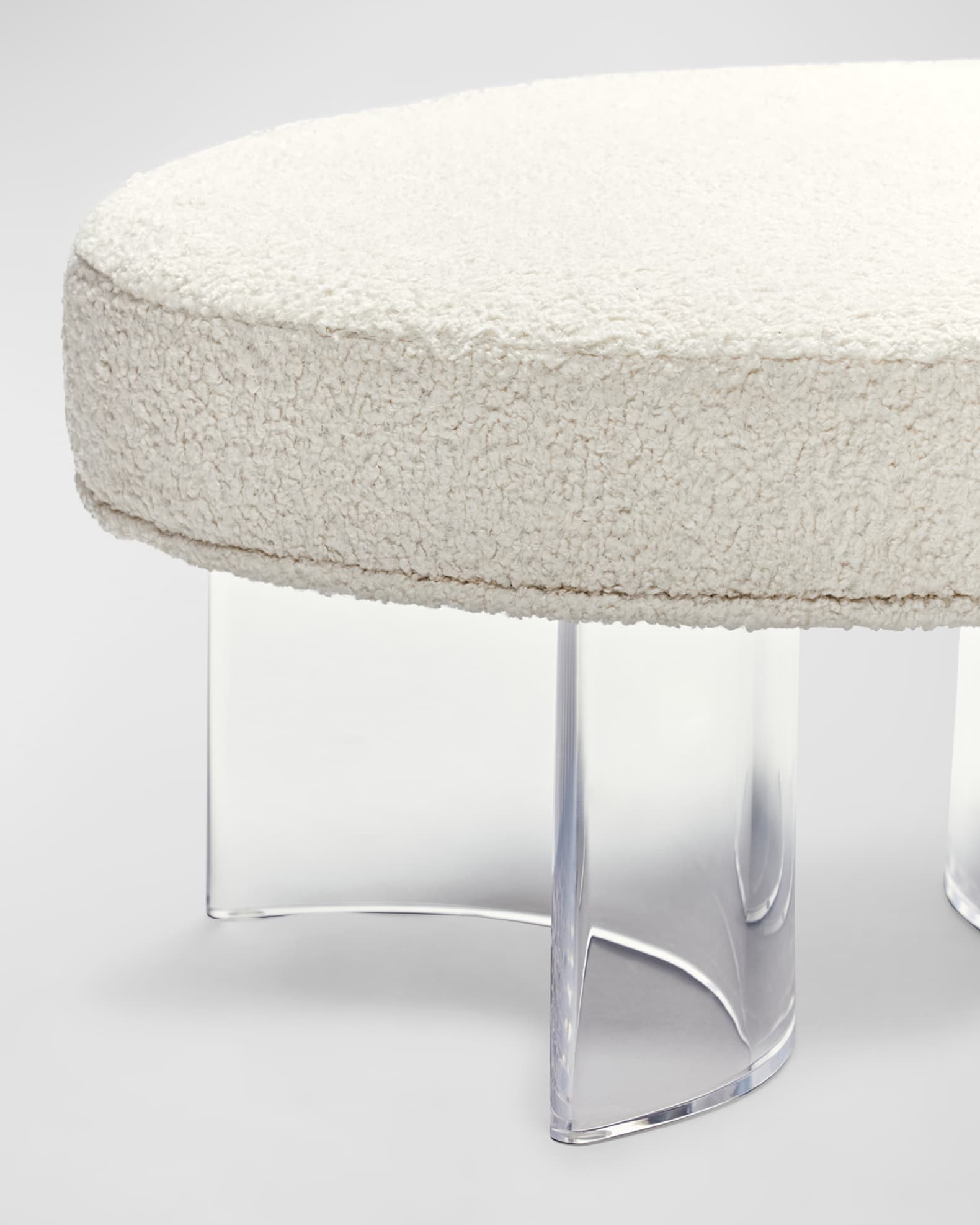 Nova Classic Ottoman