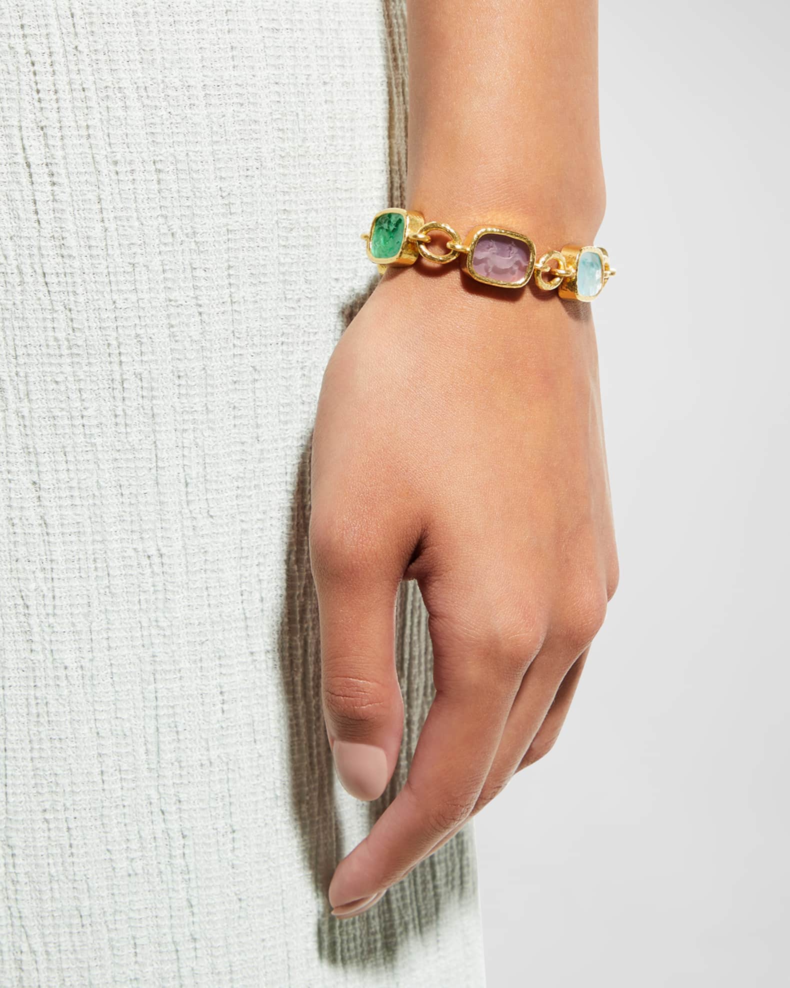 Elizabeth Locke Antiqued Animal Intaglio 19k Gold Toggle Bracelet ...