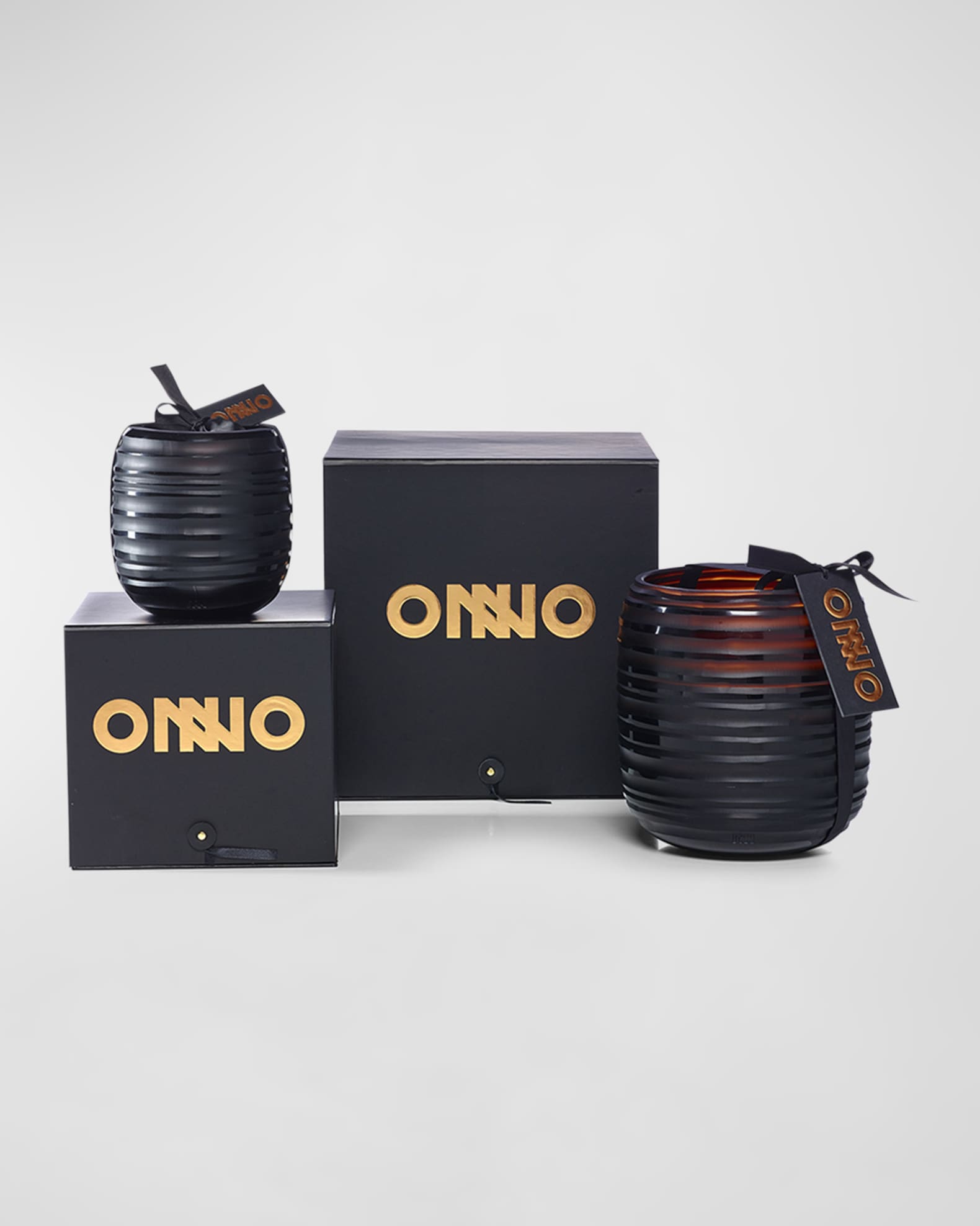 ONNO Collection Small Sphere Zanzibar Candle, 1850g | Neiman Marcus