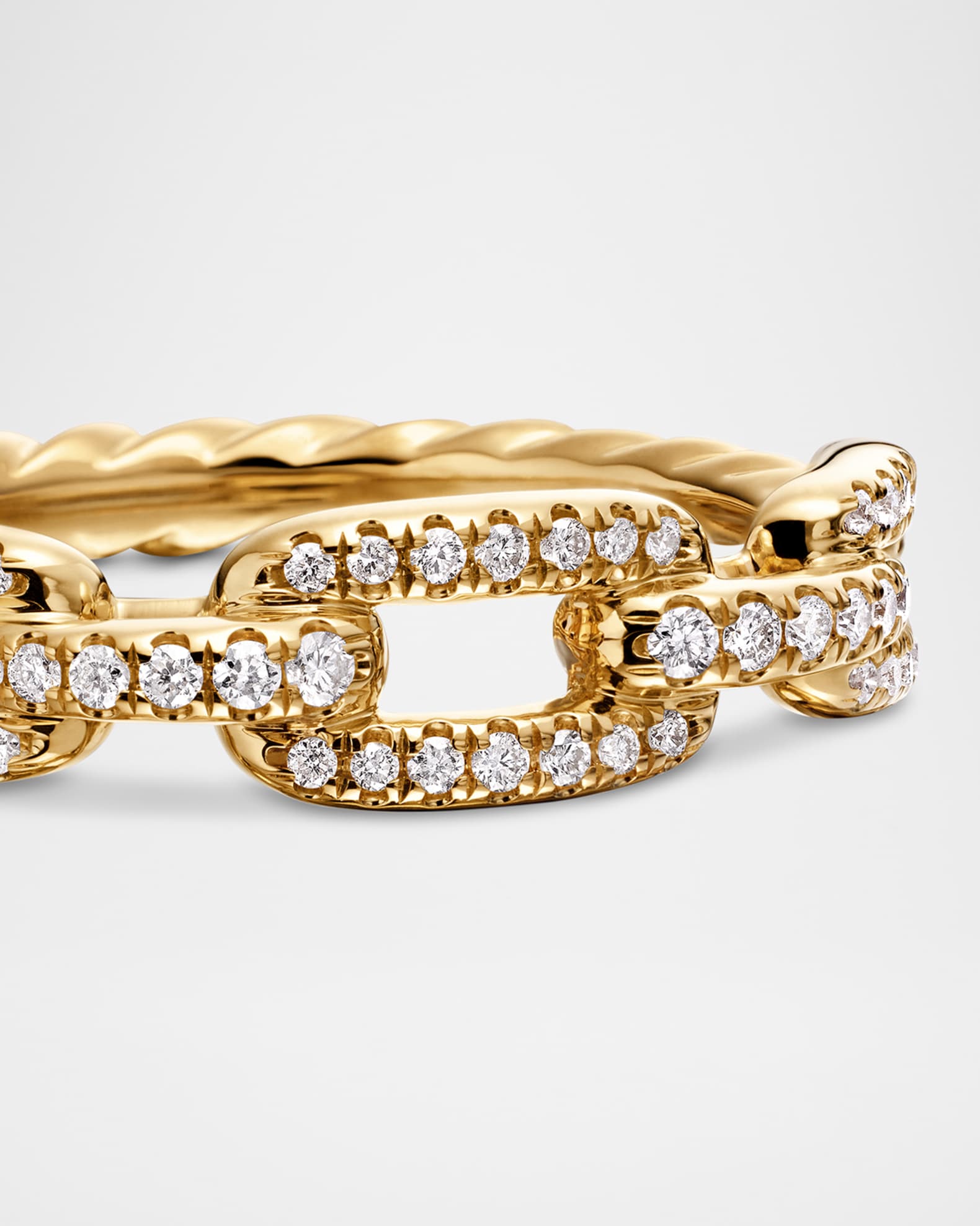 Stax Single-Row Pave Chain Link Ring with Diamonds in 18K Gold | Neiman ...