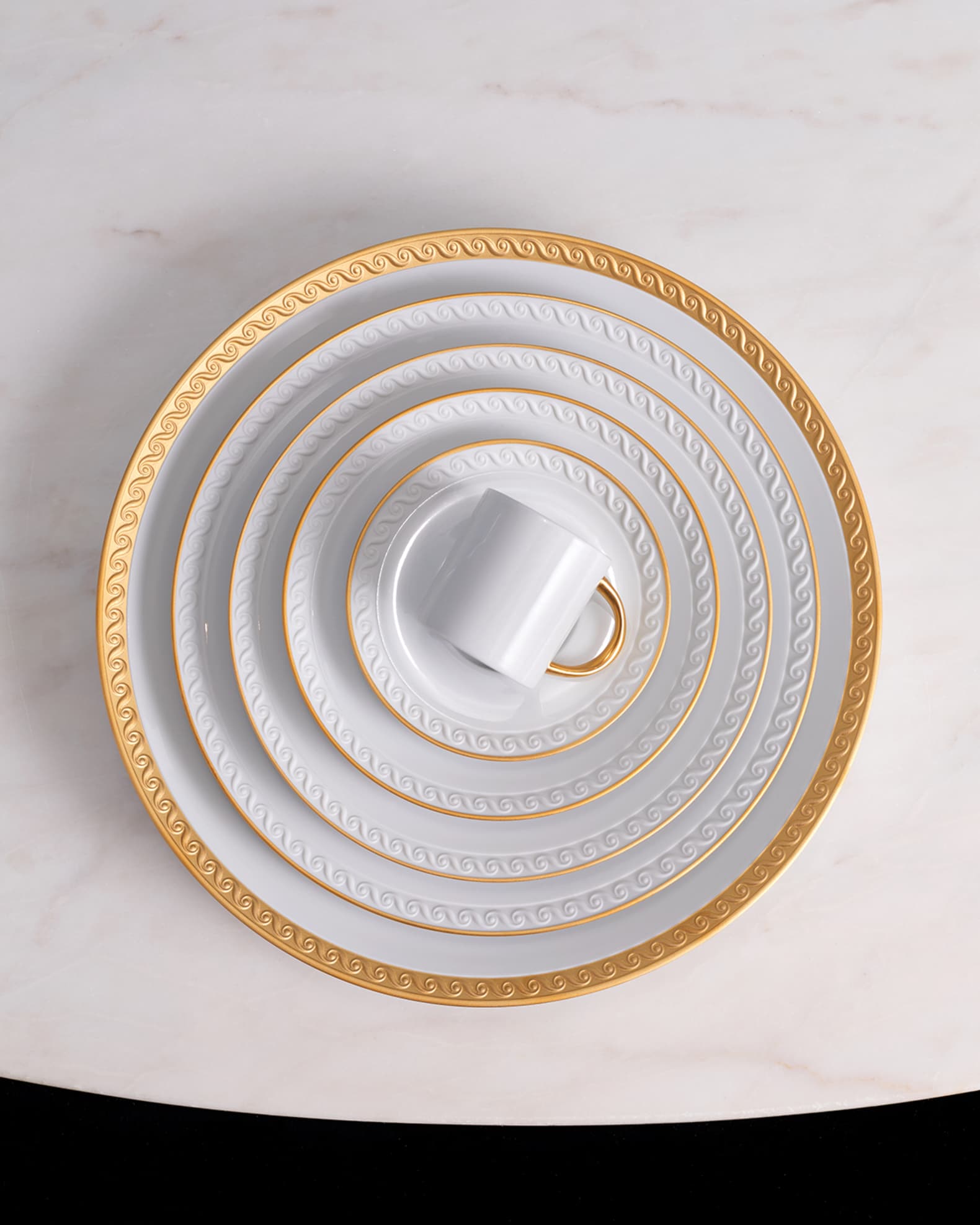 L'Objet Neptune 24K Gold-Rimmed Dinner Plate | Neiman Marcus