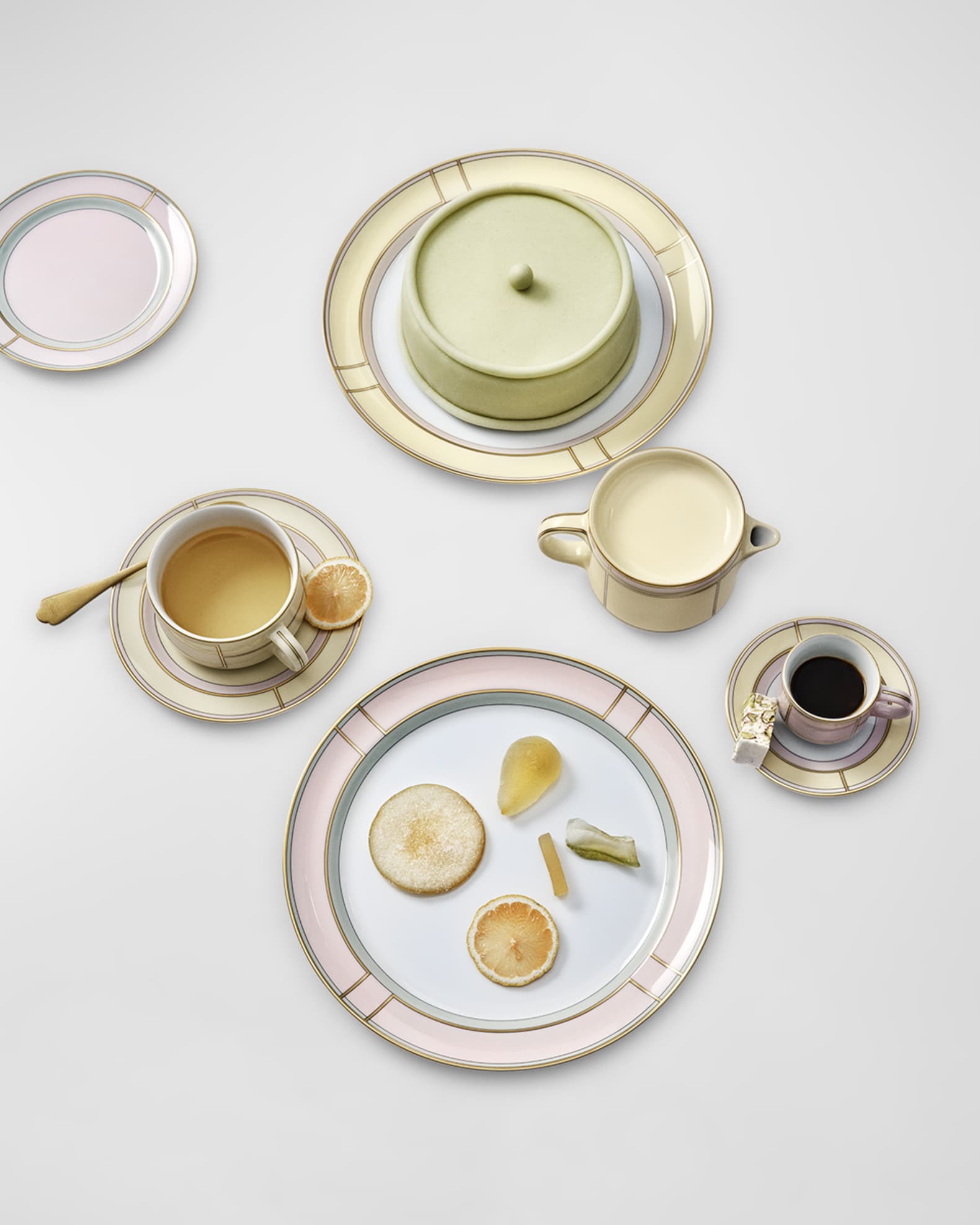 GINORI 1735 Diva Dinner Plate, Rosa | Neiman Marcus