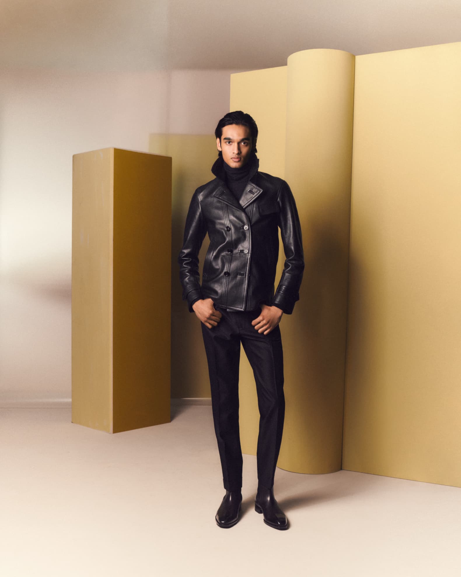 TOM FORD Men's Fine-Gauge Cashmere Turtleneck Sweater | Neiman Marcus