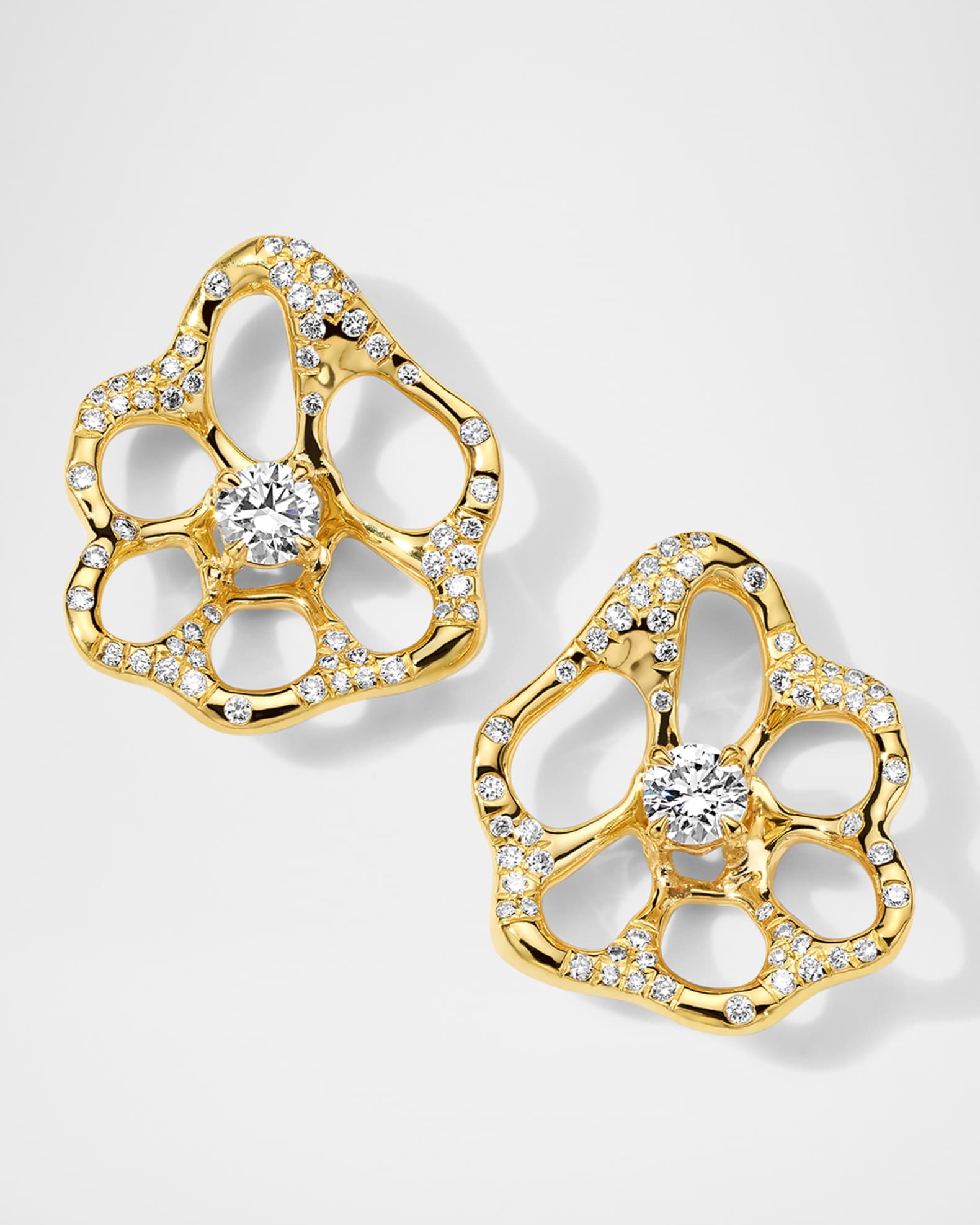 Ippolita 18K Stardust Drizzle Flora Medium Diamond Stud Earrings | Neiman Marcus