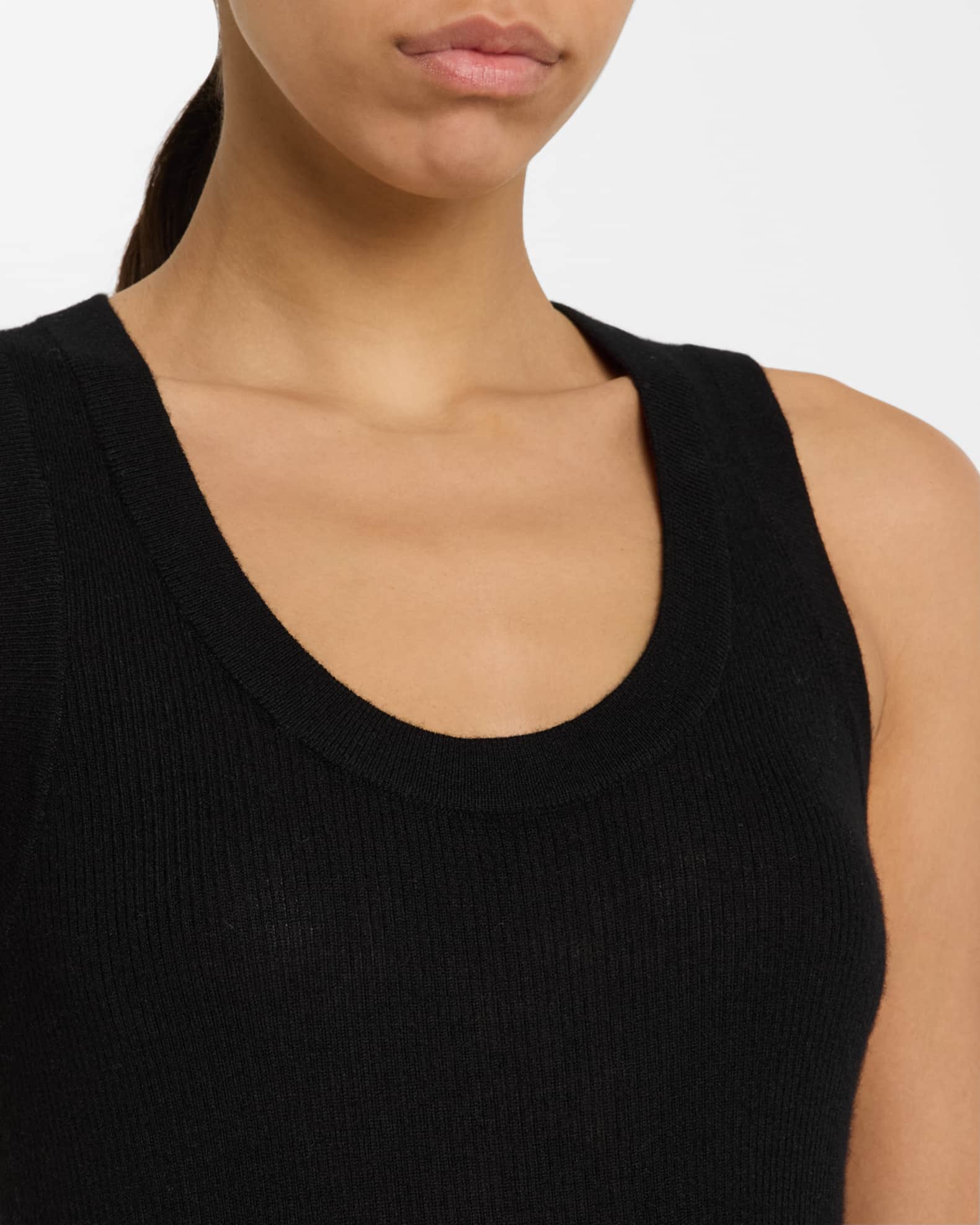 Lisa Yang Ina Scoop-Neck Cashmere Tank | Neiman Marcus
