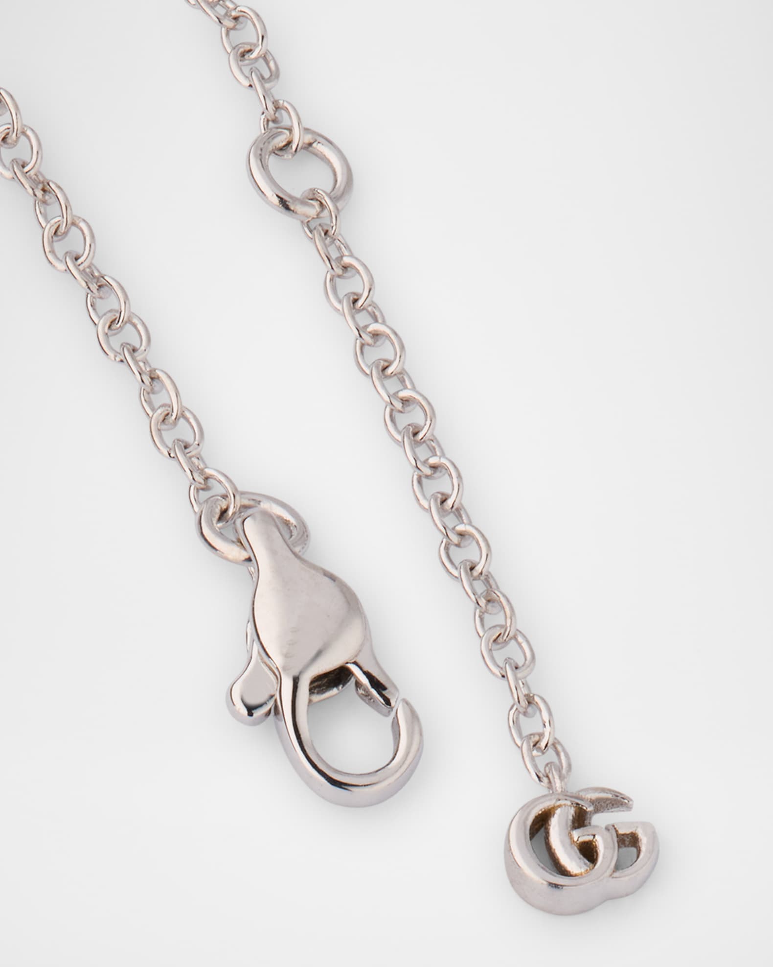 Gucci 18K White Gold Diamond Flower Pendant Necklace | Neiman Marcus