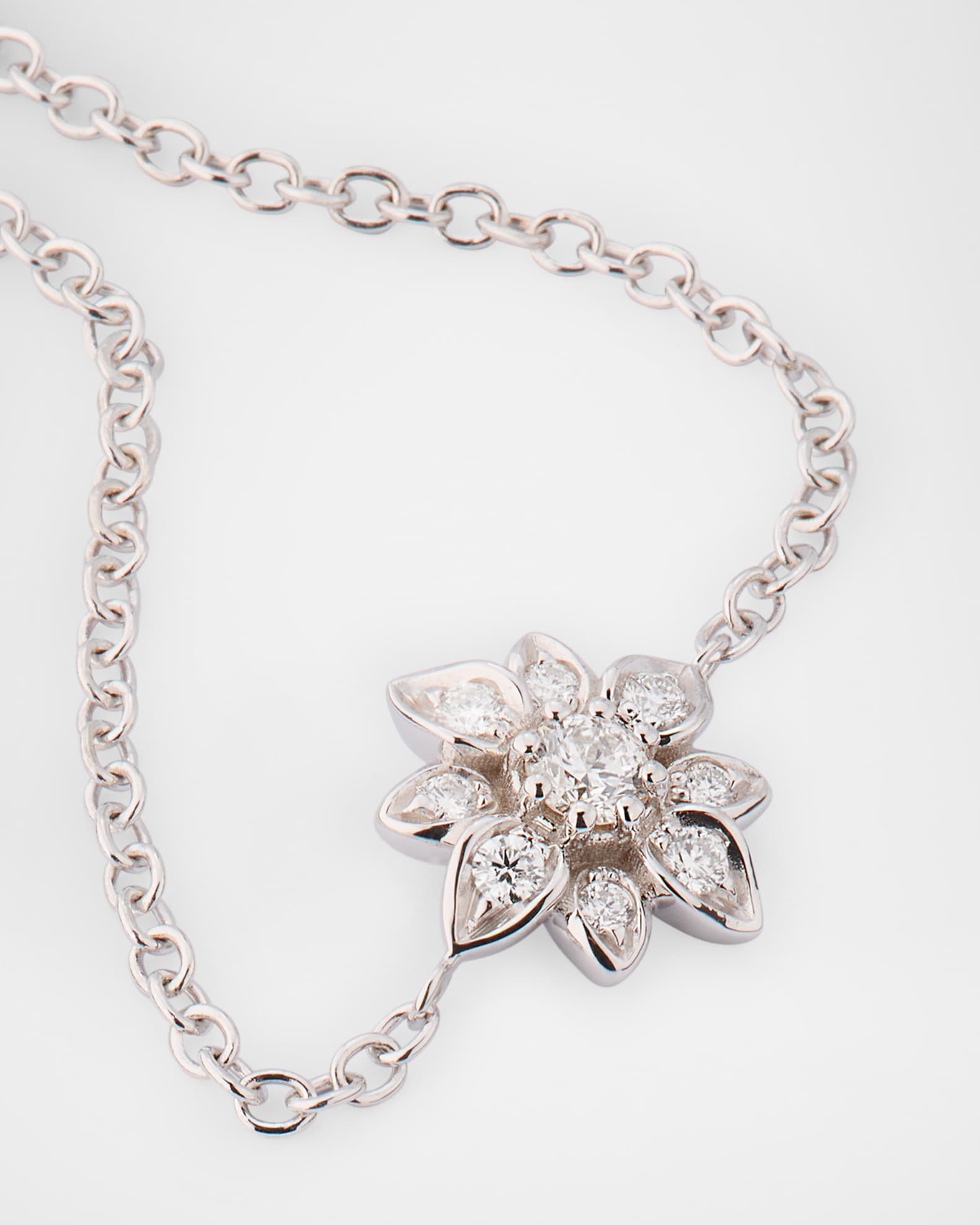 Gucci 18K White Gold Diamond Flower Bracelet | Neiman Marcus