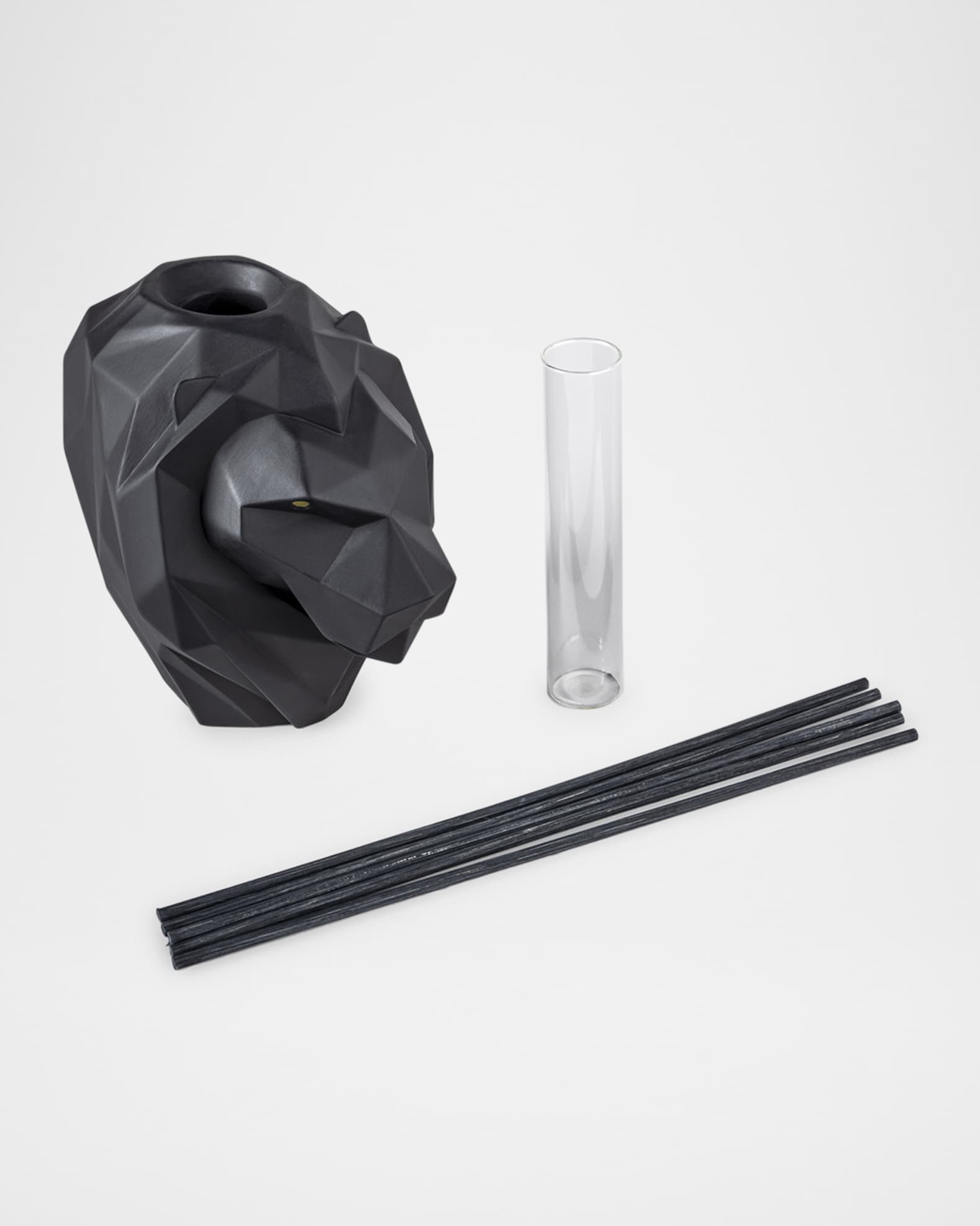 Lladro Lion Perfume Diffuser - Unbreakable Spirit Scent, 6.8 oz ...