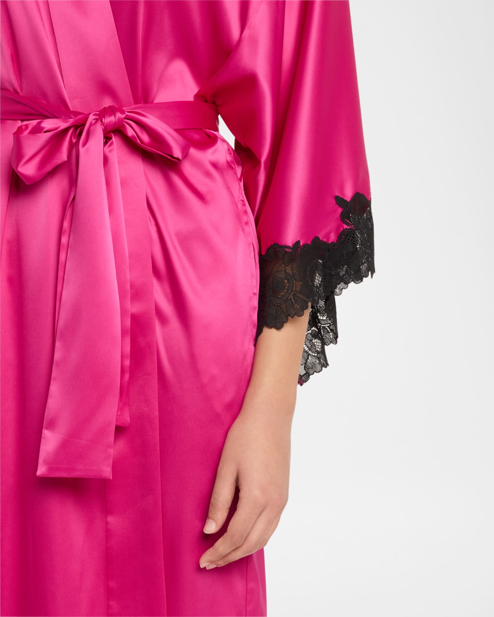 Natori Peony Glamour Lace-Trim Robe | Neiman Marcus