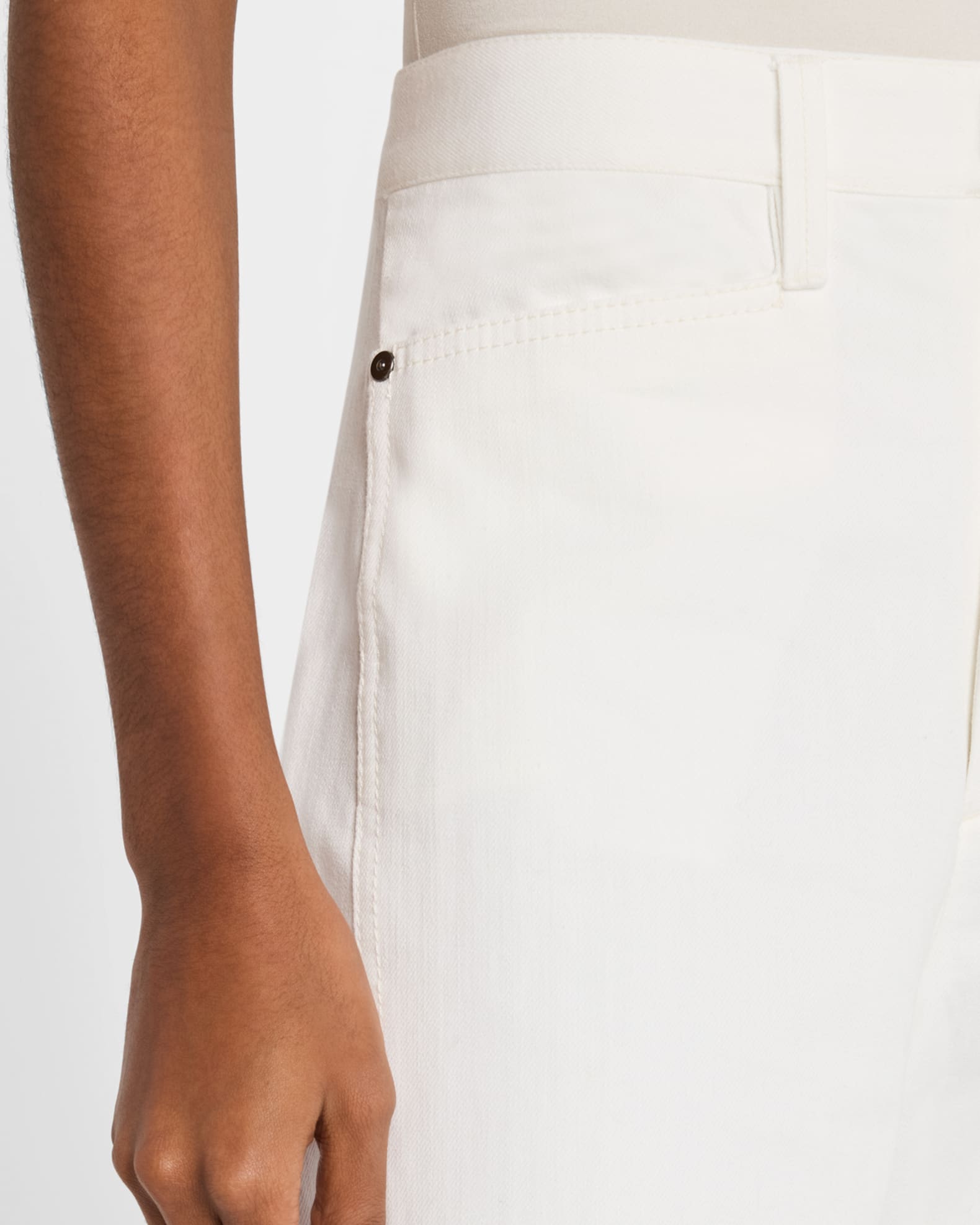 MARIA MCMANUS Mid-Rise Barrel-Leg Crop Jeans | Neiman Marcus