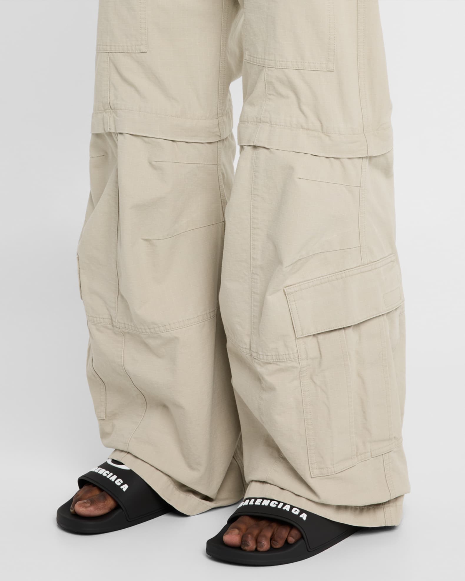 Balenciaga Men's Unity Logo Slide Sandals | Neiman Marcus