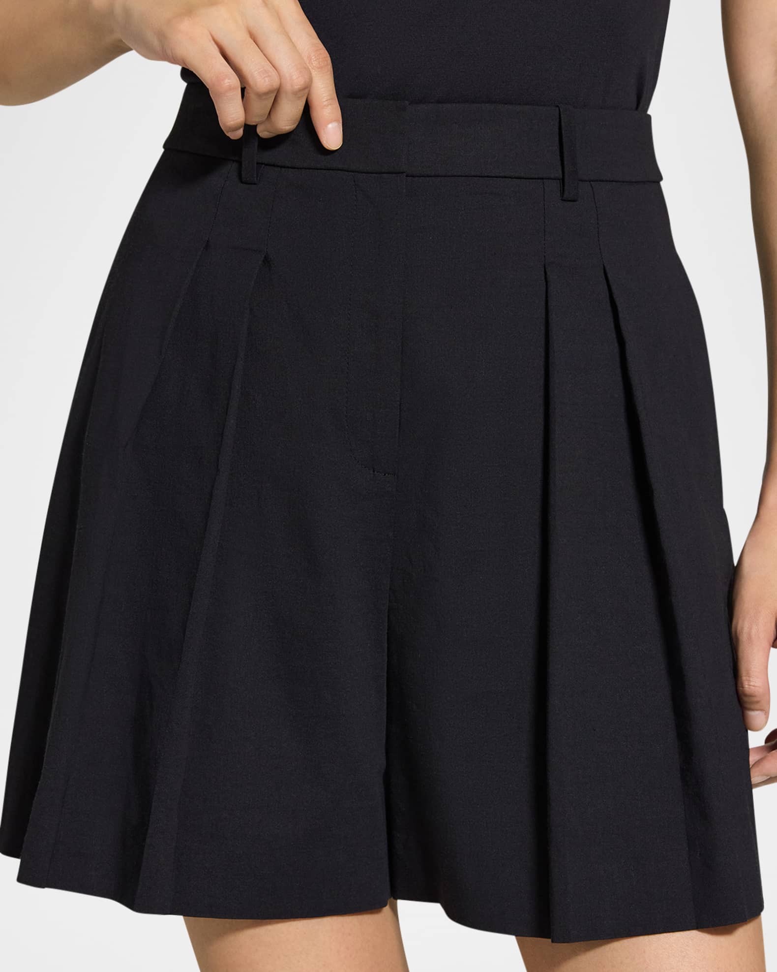 Theory Pleated Crunch Linen Shorts | Neiman Marcus