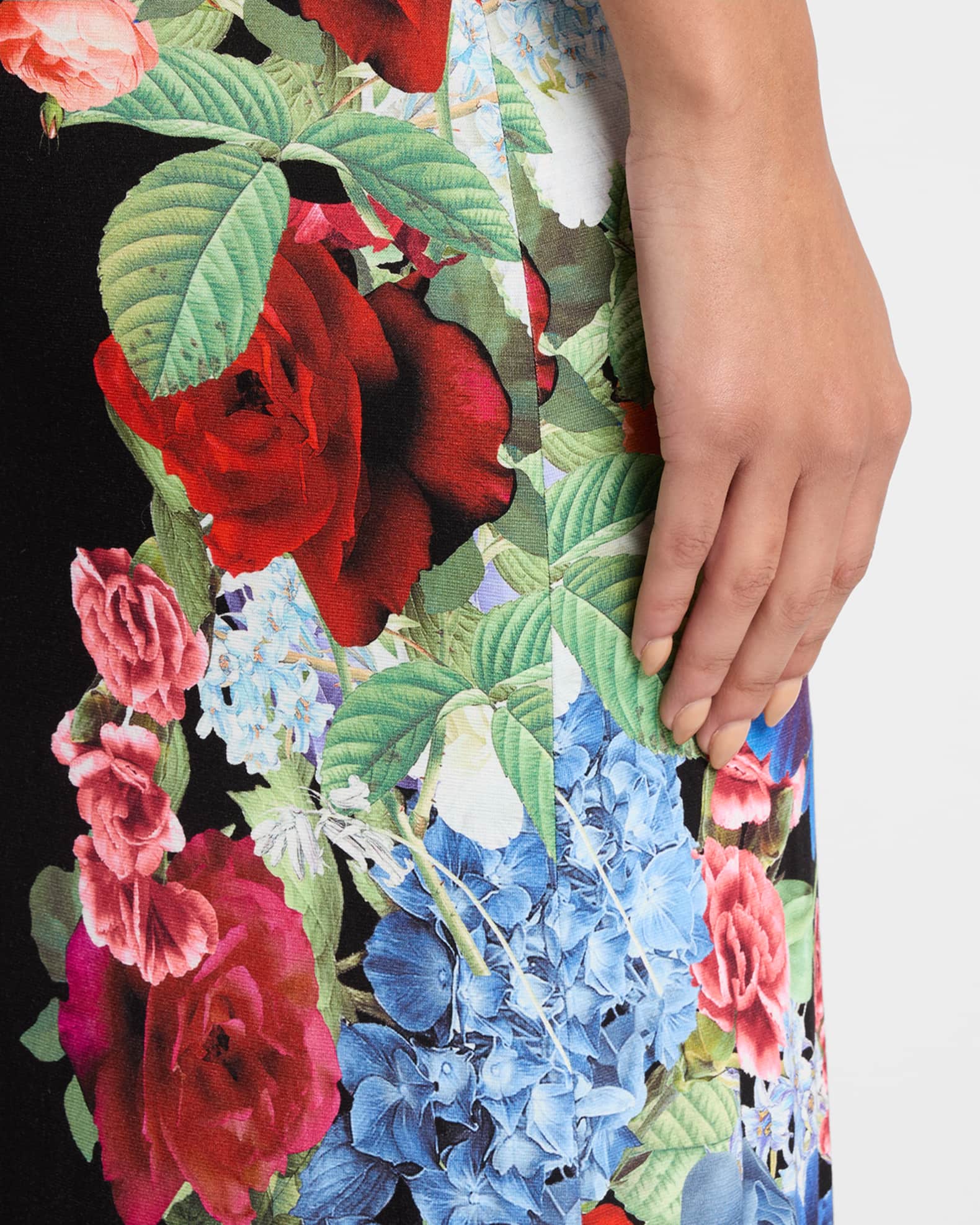 Alice + Olivia Delora Floral Sleeveless Maxi Dress | Neiman Marcus