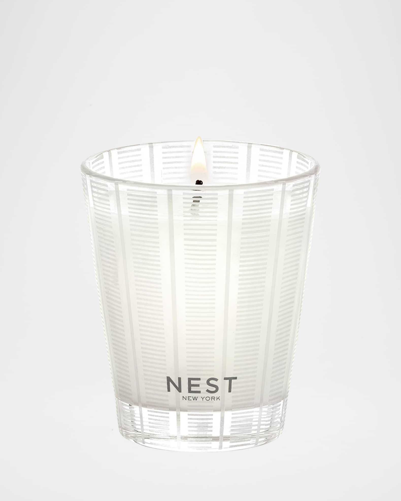NEST New York Grapefruit Classic Candle, 8.1 oz. | Neiman Marcus