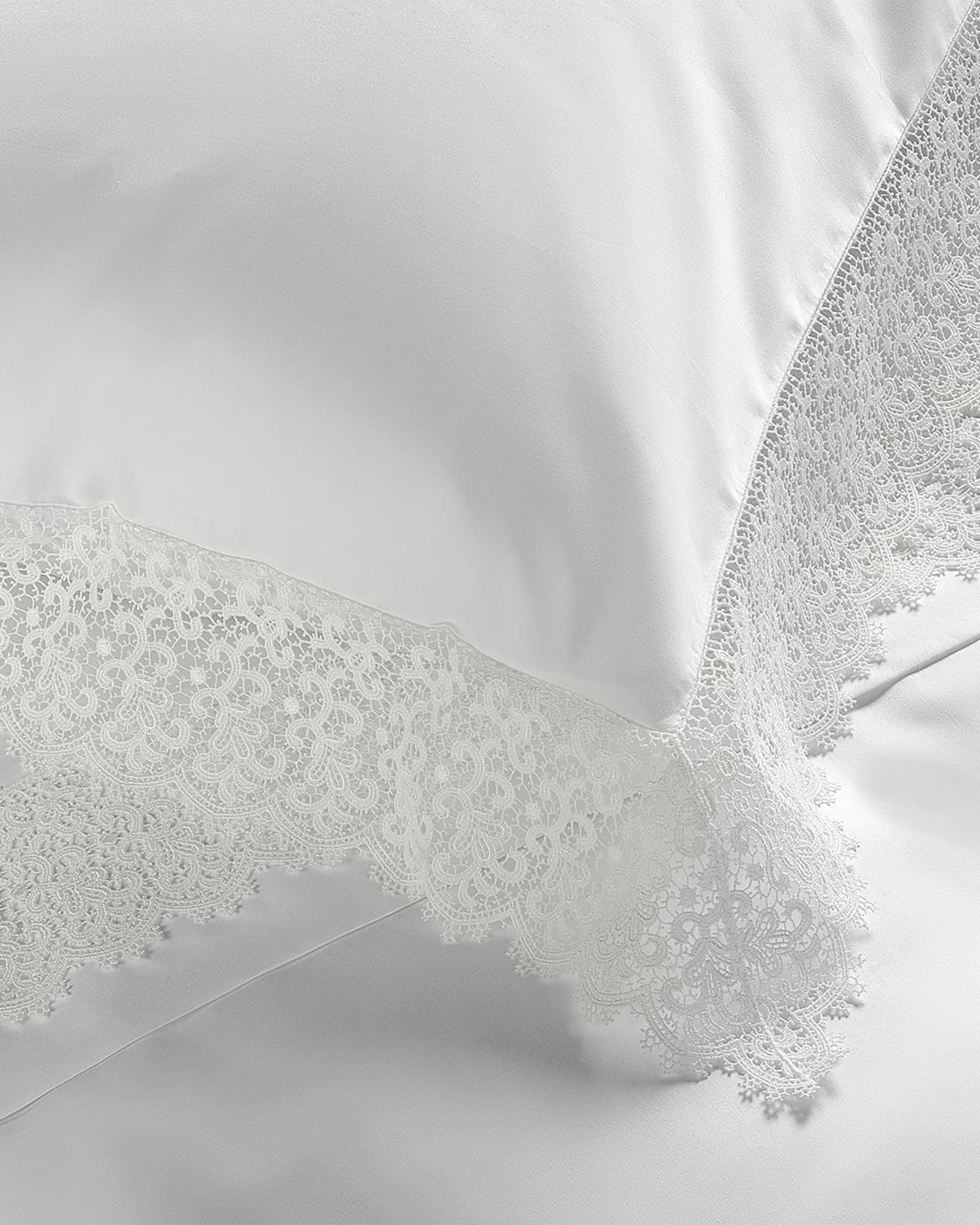 Haremlique Istanbul Safiye Boudoir Sham | Neiman Marcus
