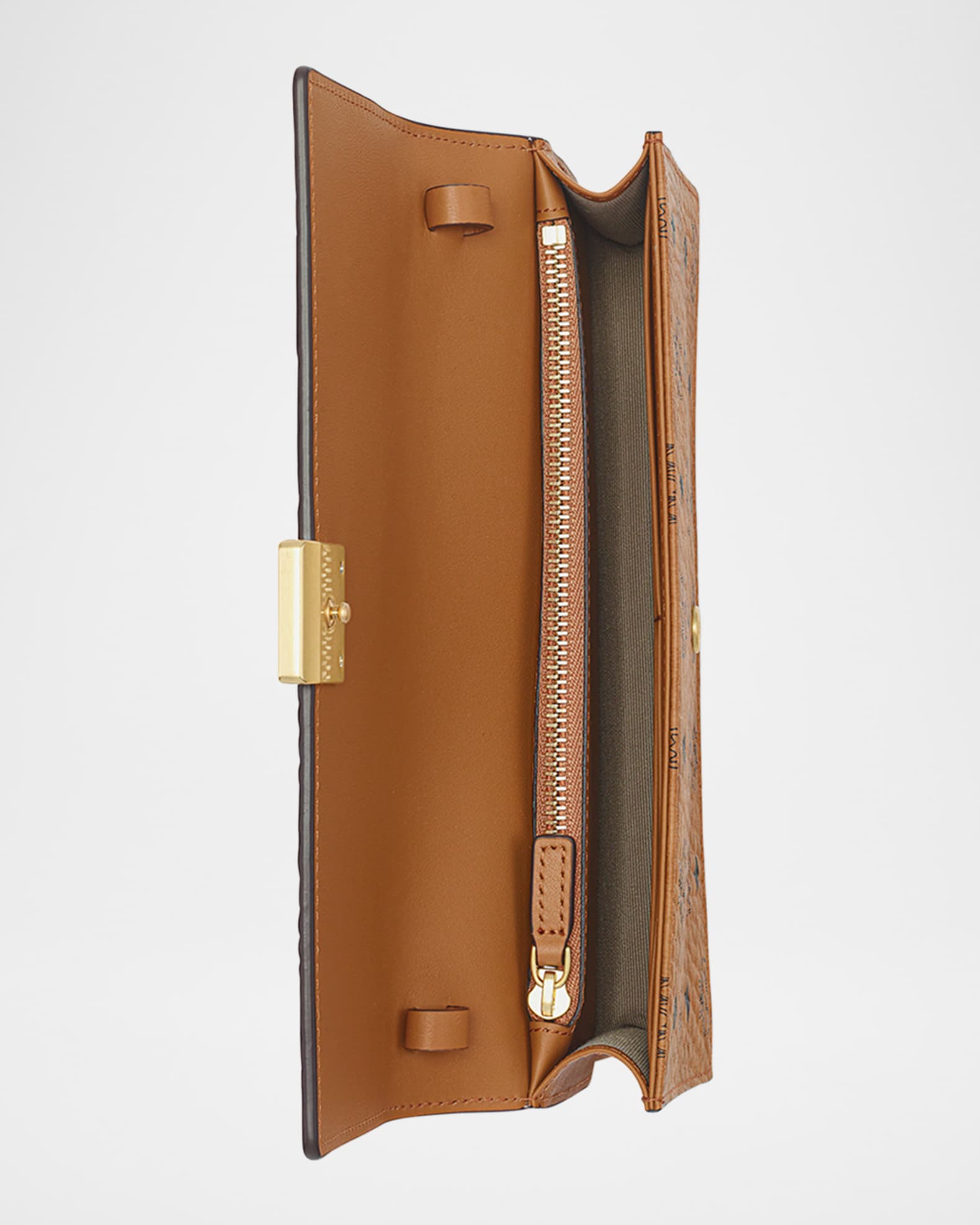 MCM Aren Visetos Wallet on Chain | Neiman Marcus