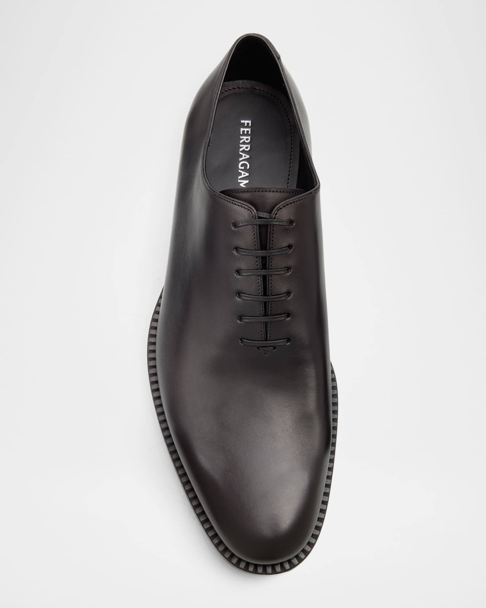 Ferragamo Men's Amber Leather Oxford Shoes | Neiman Marcus
