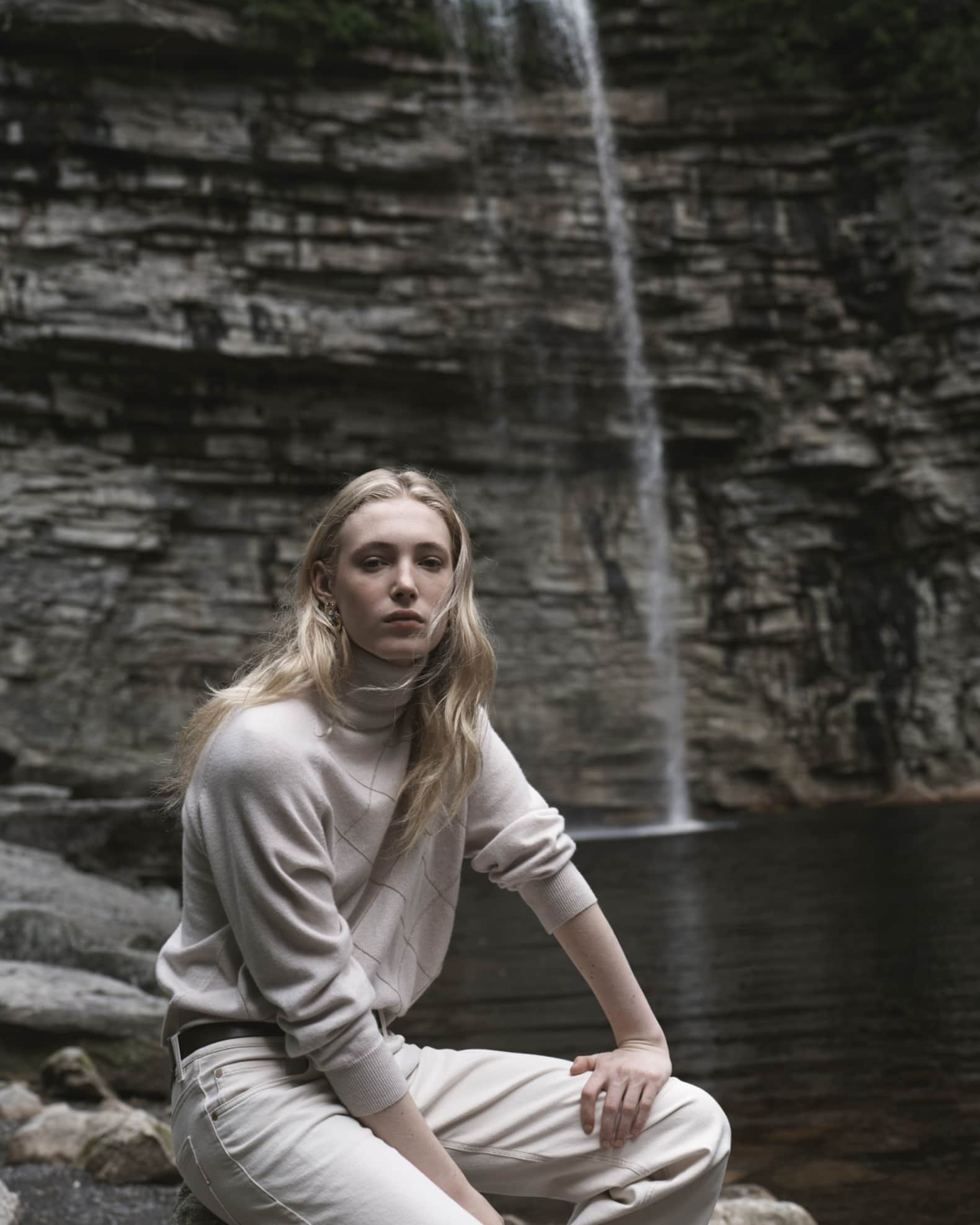 Peserico Diamond Wool, Silk, and Cashmere Turtleneck Sweater | Neiman ...