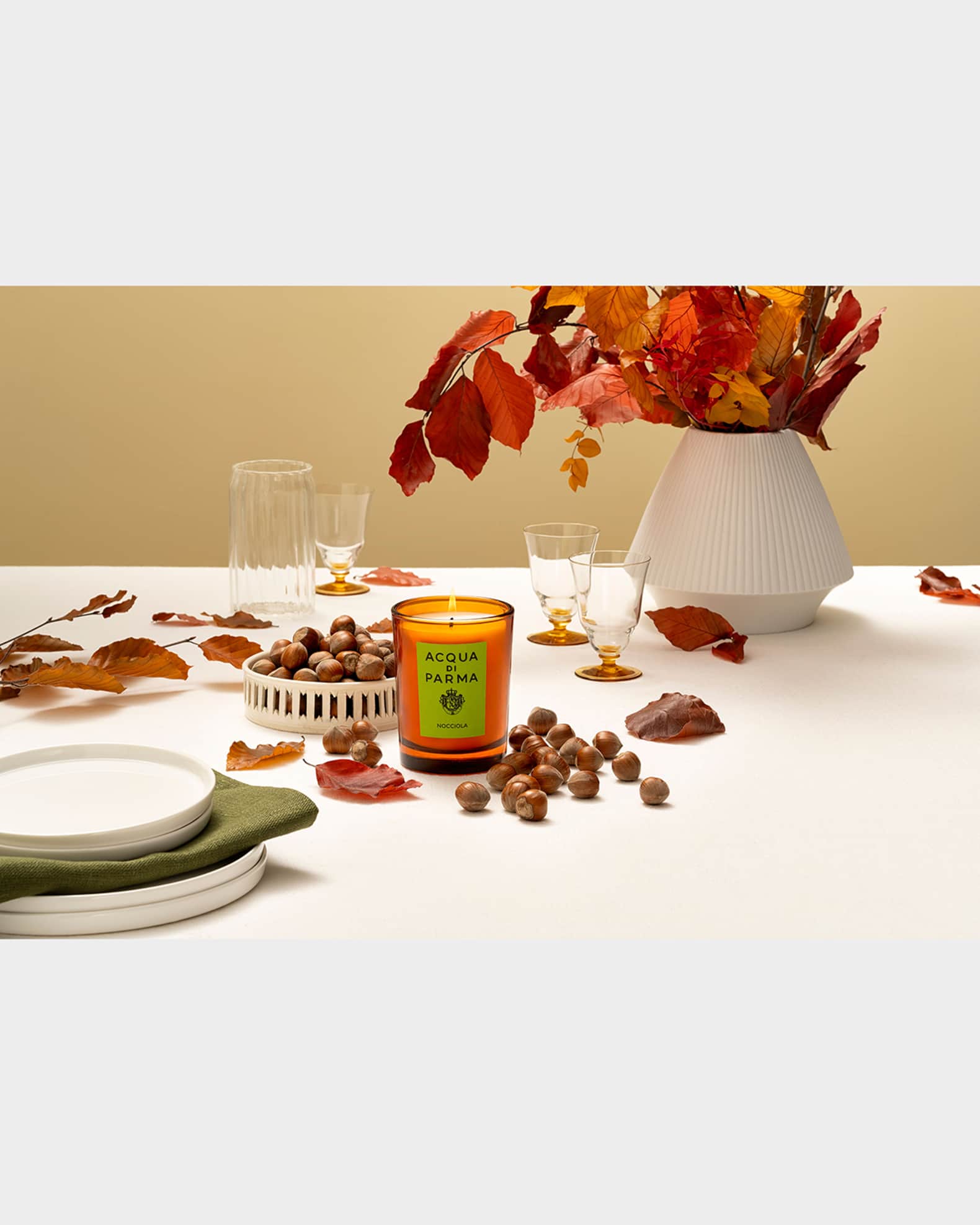 Acqua di Parma Nocciola Candle, 7 oz. | Neiman Marcus