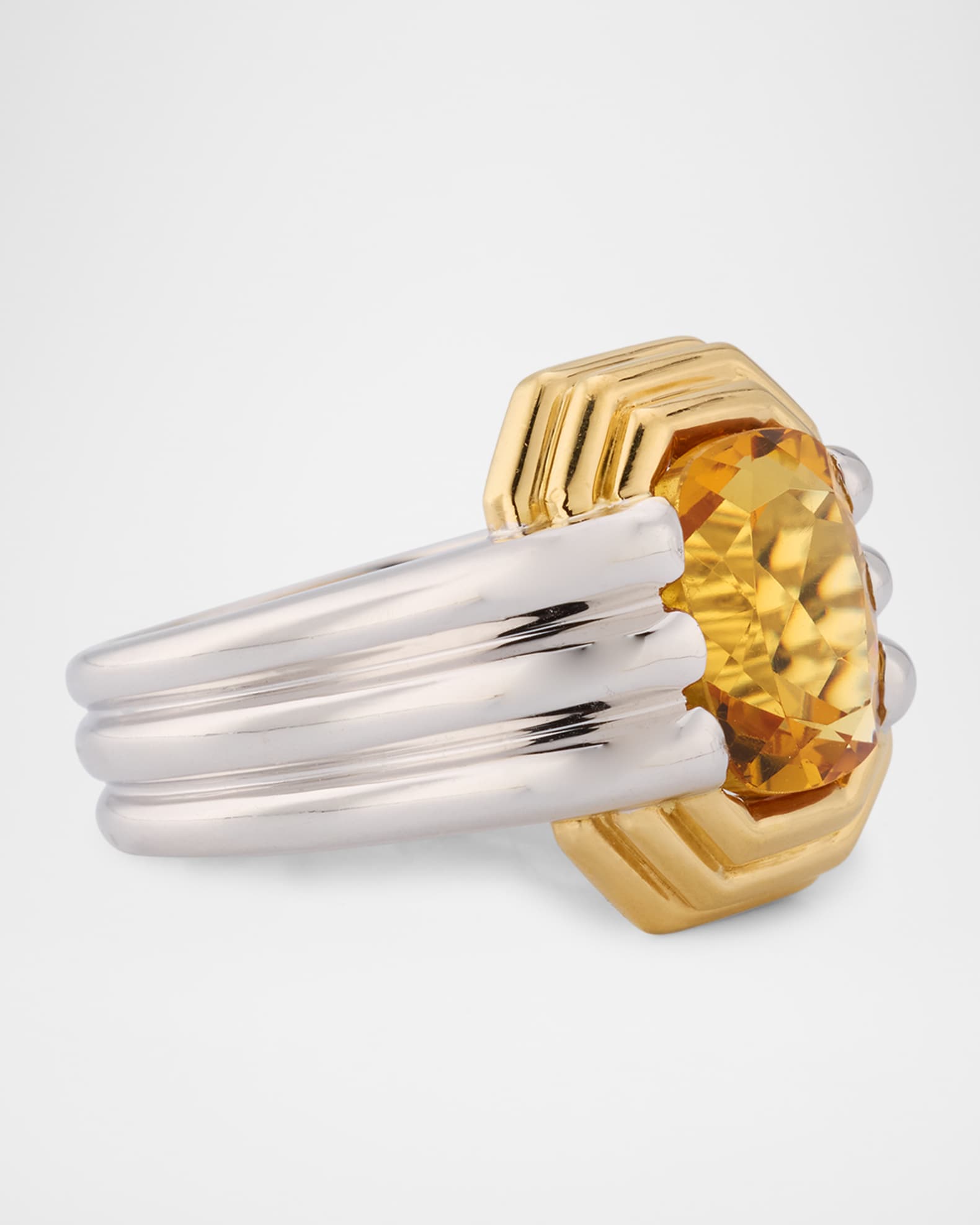 NM Estate Estate 18K Yellow Gold and White Gold Citrine Grooved Ring ...