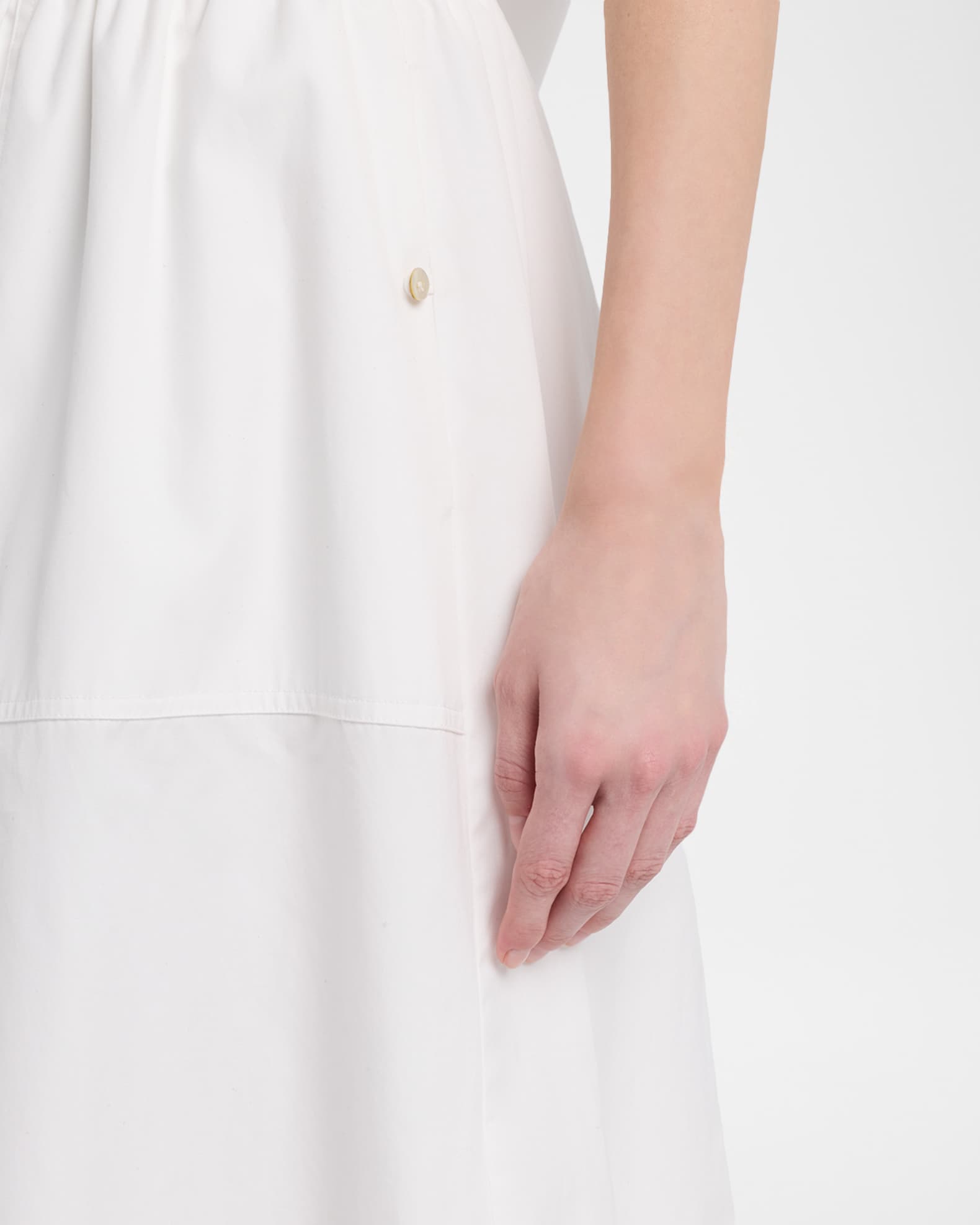 Vince Scallop-Trim Poplin Midi Skirt | Neiman Marcus